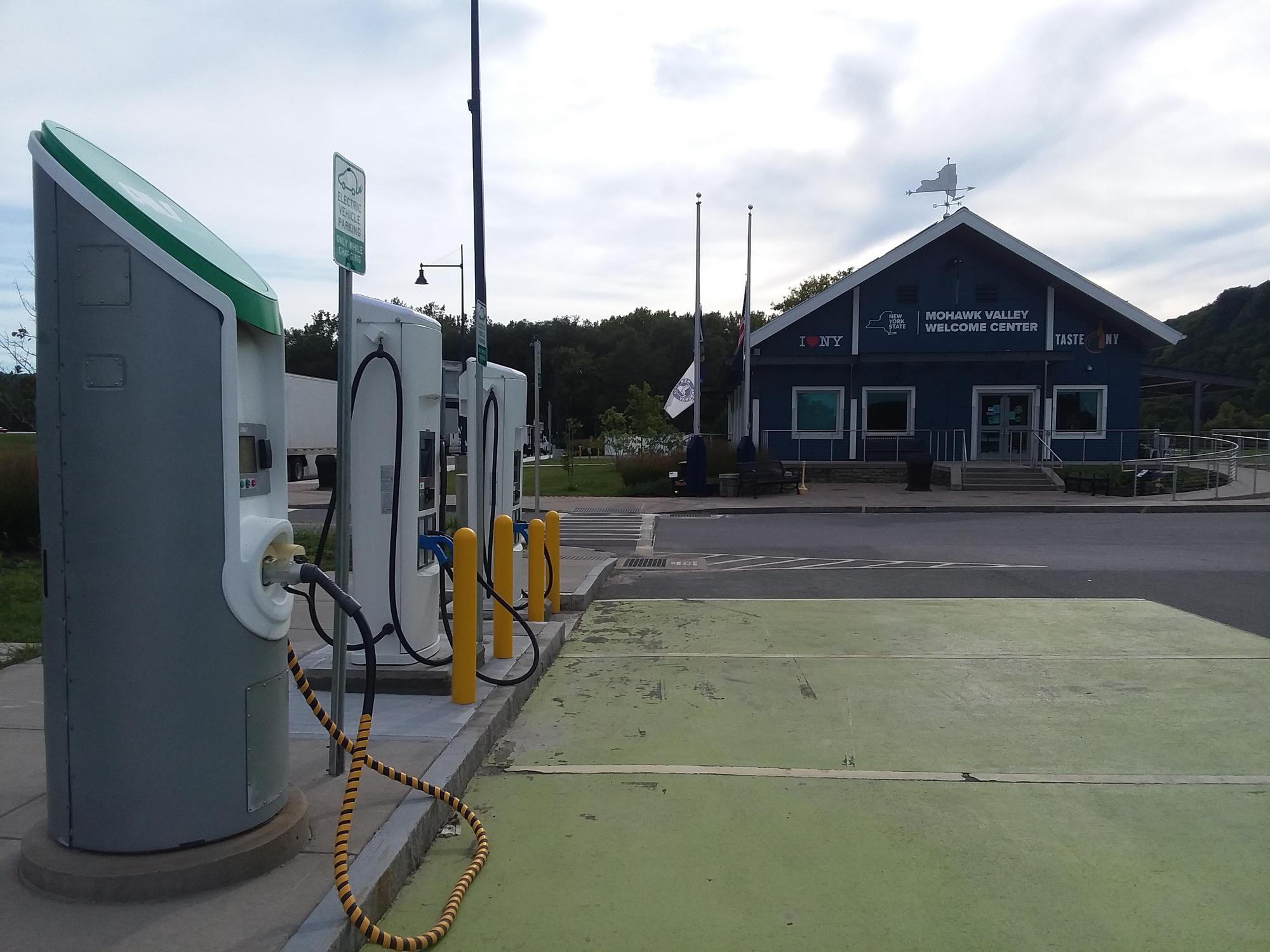 Mohawk Valley Welcome Center | Randall, NY | EV Station