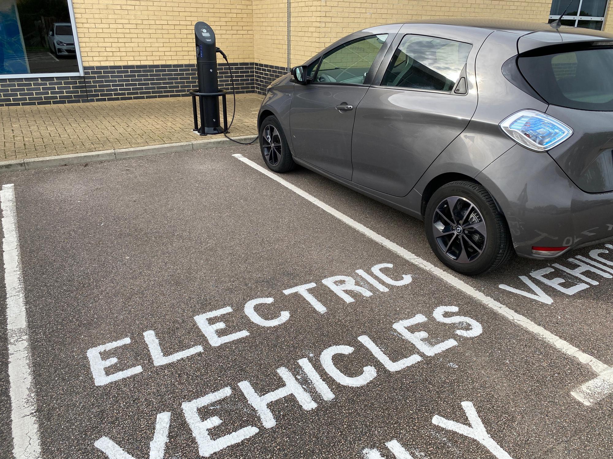 Halstead Leisure Centre | Halstead Swimming Club, Colne Rd, London ...