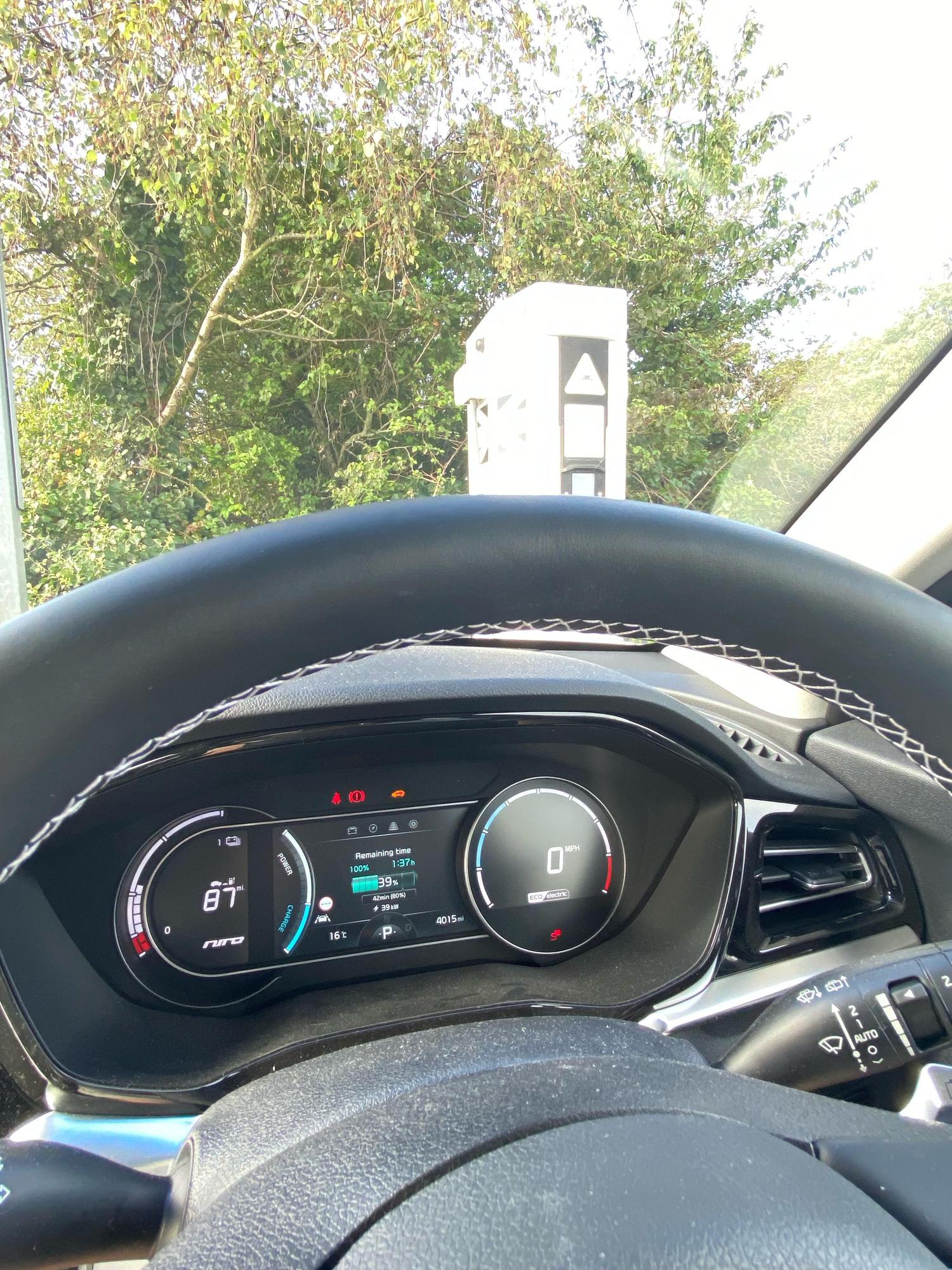 Thurrock Services M25 (1) | Grays, England | EV Station