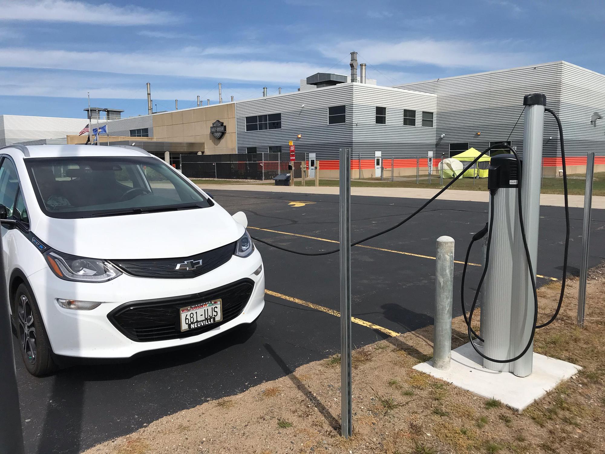 Harley Davidson Tomahwak | Tomahawk, WI | EV Station