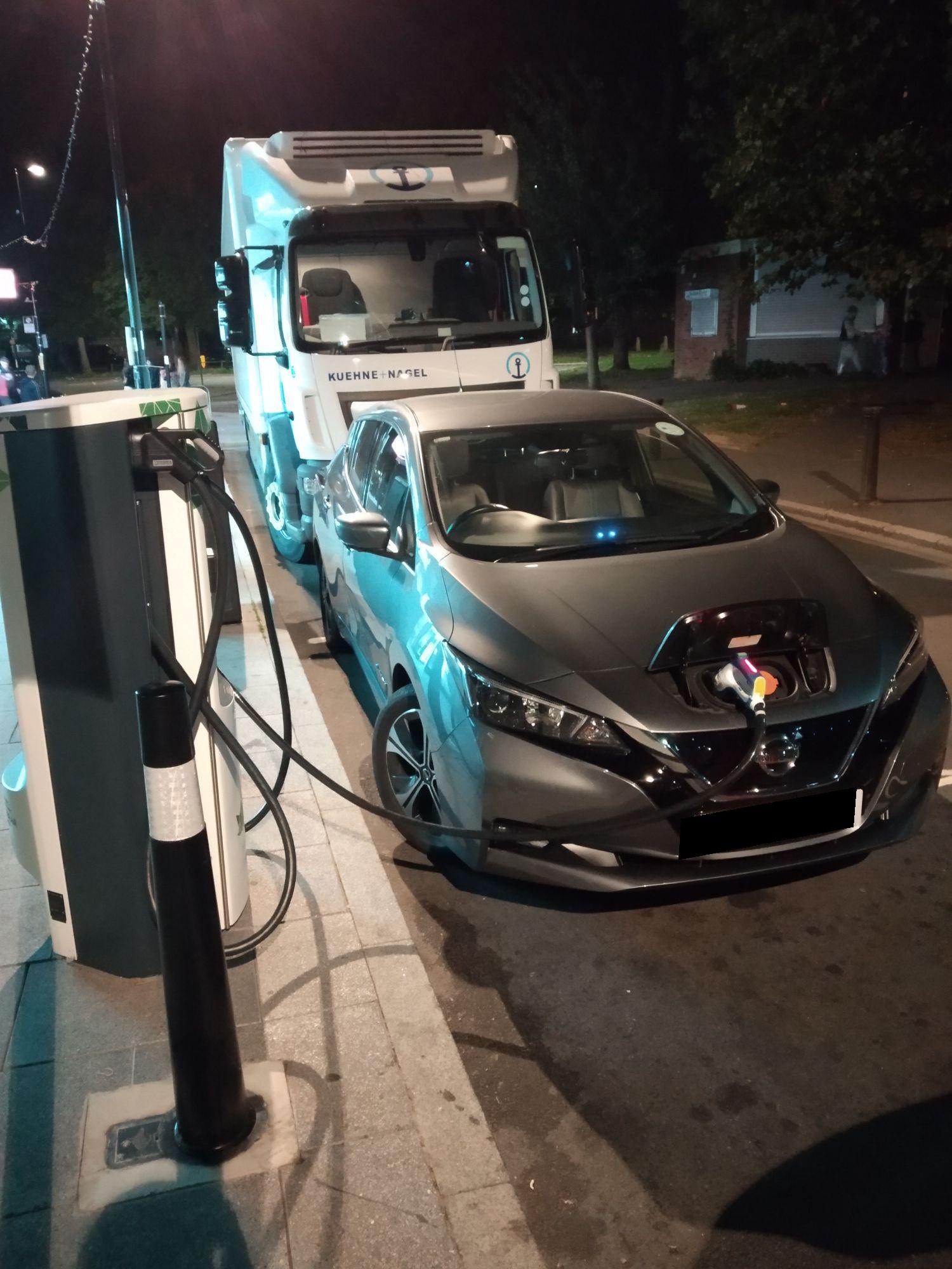 2 Central Parade | New Addington, England | EV Station