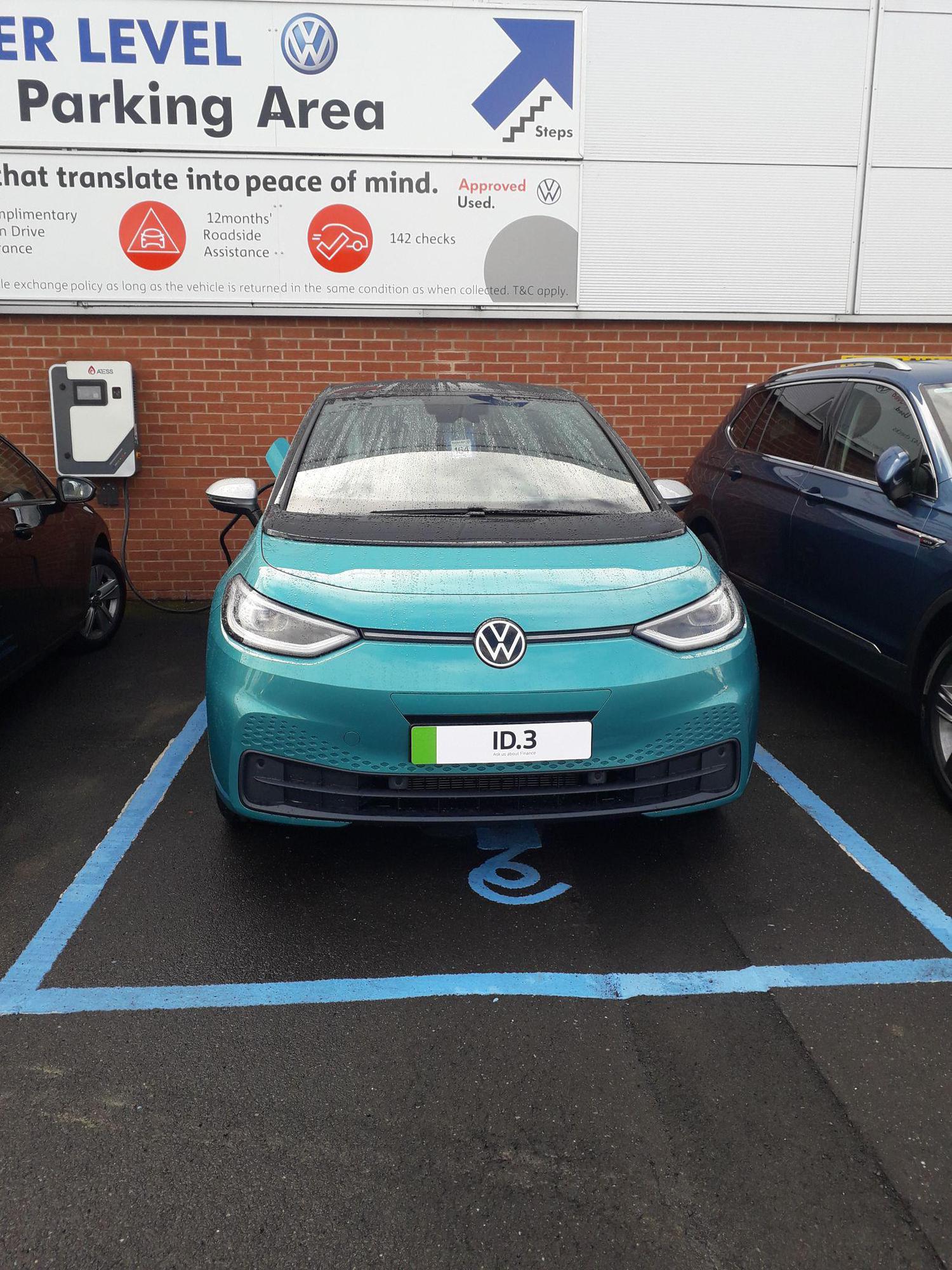 Hayselden Barnsley Volkswagen | Barnsley, England | EV Station