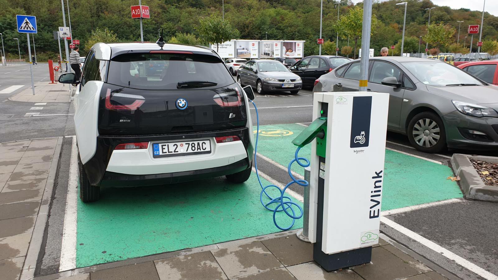 AVA Shopping Park - IKEA (2) | Astrid Lindgren 11, 11090 Beograd (Zuce ...