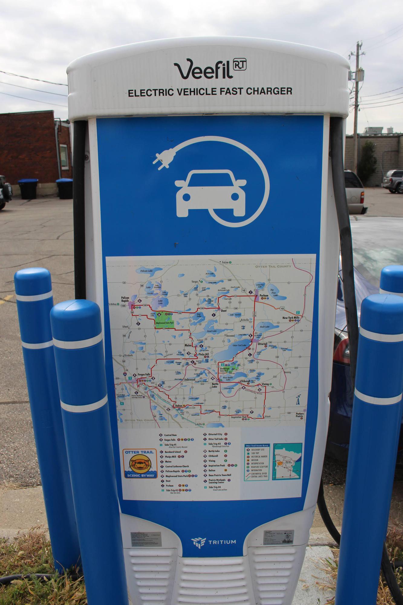 Service Food Market | Fergus Falls, MN | EV Station