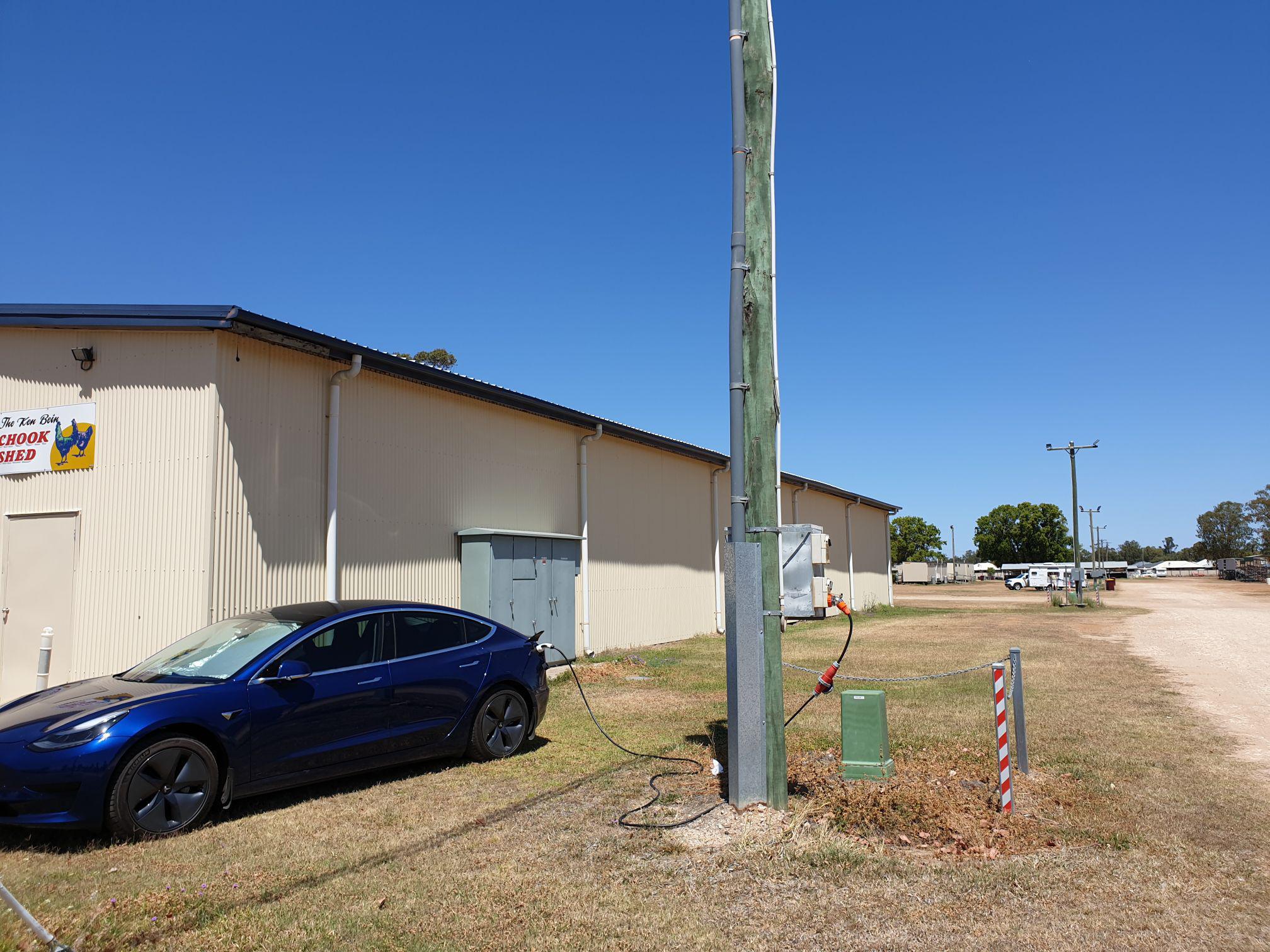 Chinchilla Showgrounds | Chinchilla, QLD | EV Station