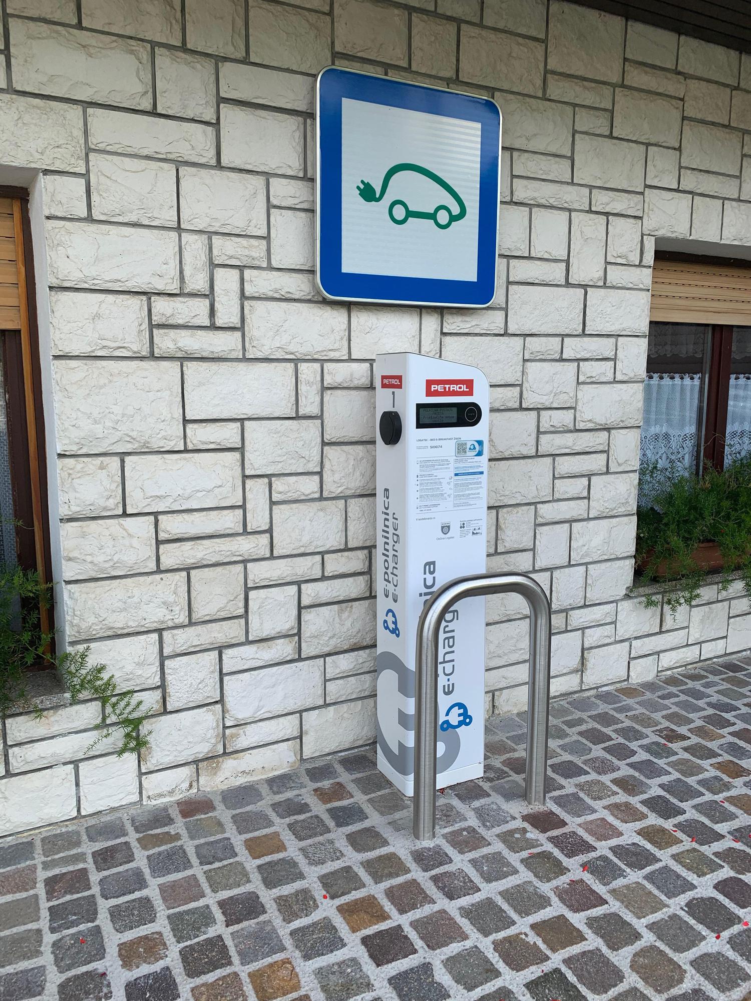 Petrol d.d., Slovenia | 8 GRČAREVEC, LOGATEC, 1370, SVN | EV Station