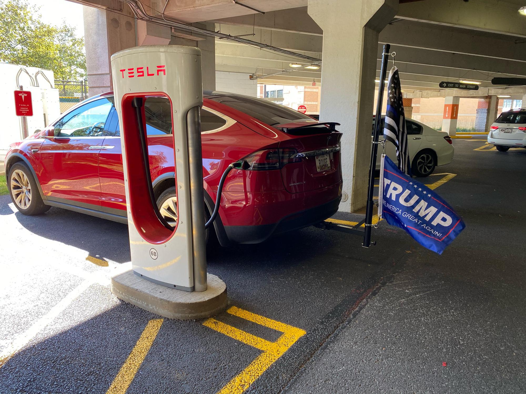 RIO Lakefront - Target Parking | Gaithersburg, MD | EV Station