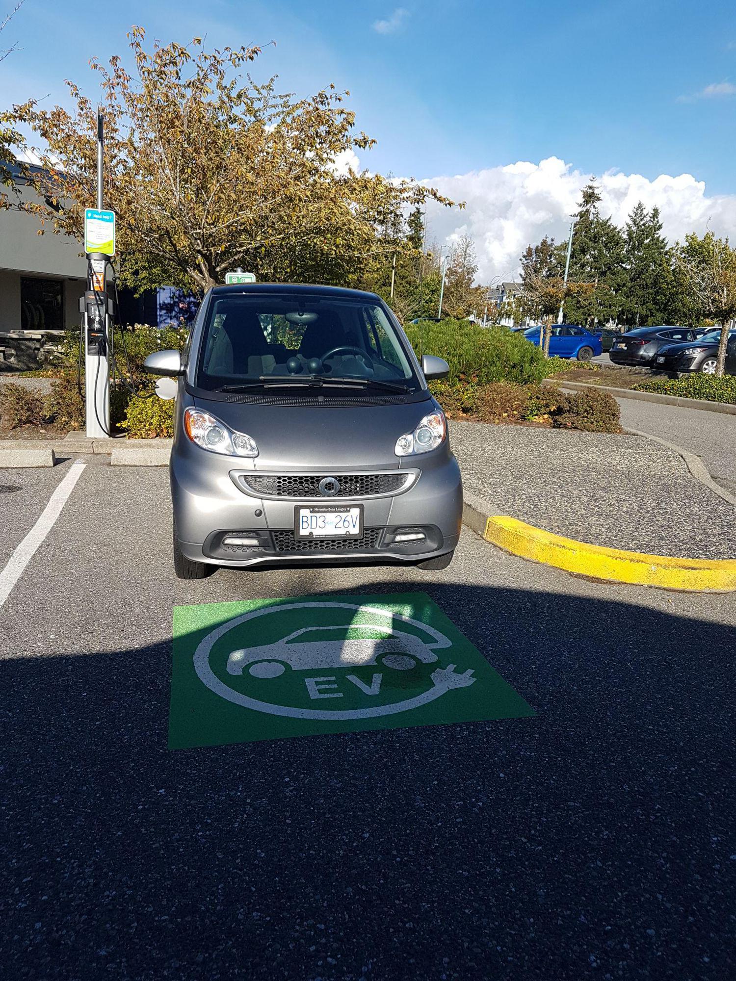 WC Blair Recreation Centre | Langley Twp, BC | EV Station