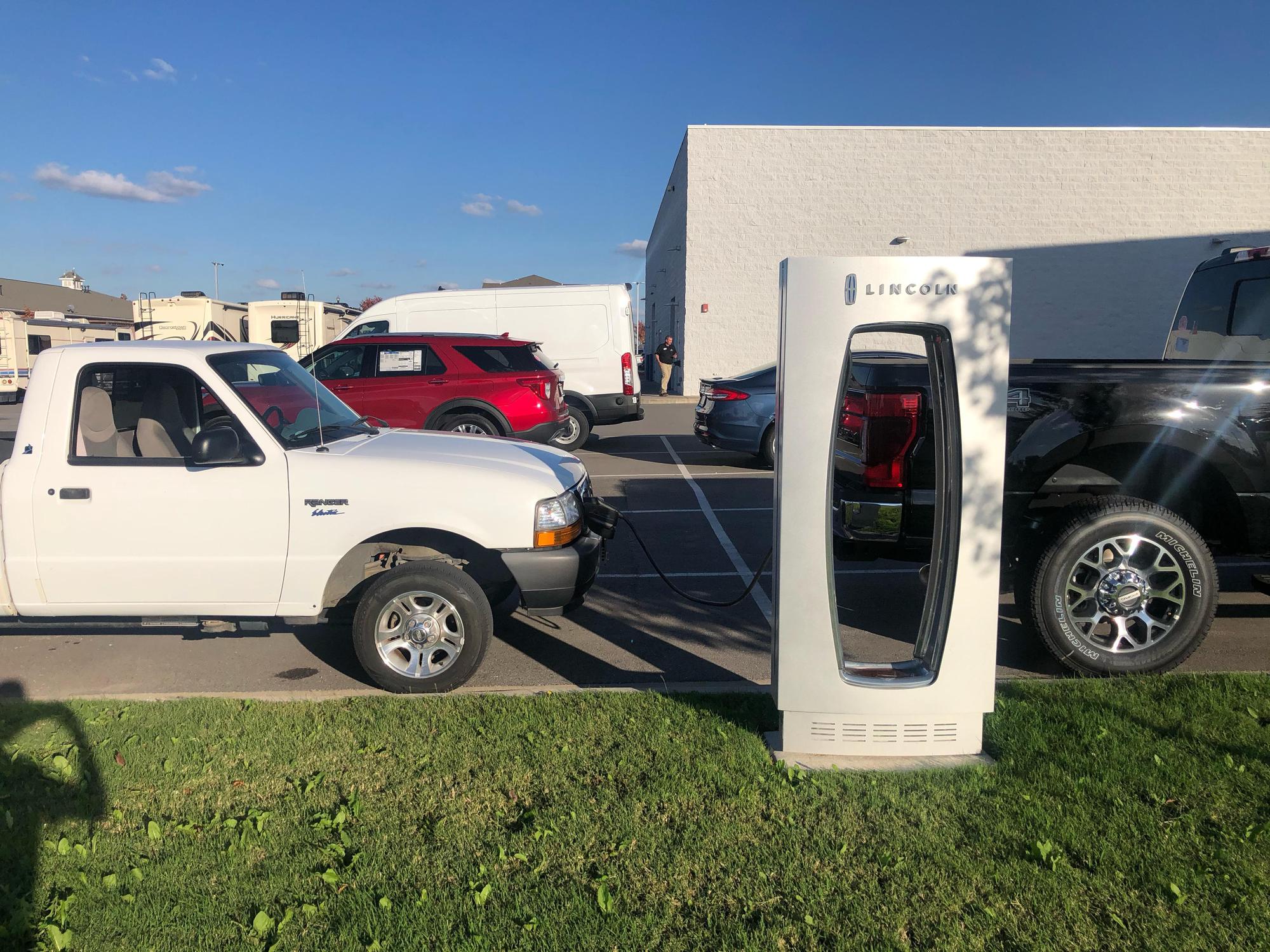 McLarty Daniel Ford Lincoln (1) | Bentonville, AR | EV Station