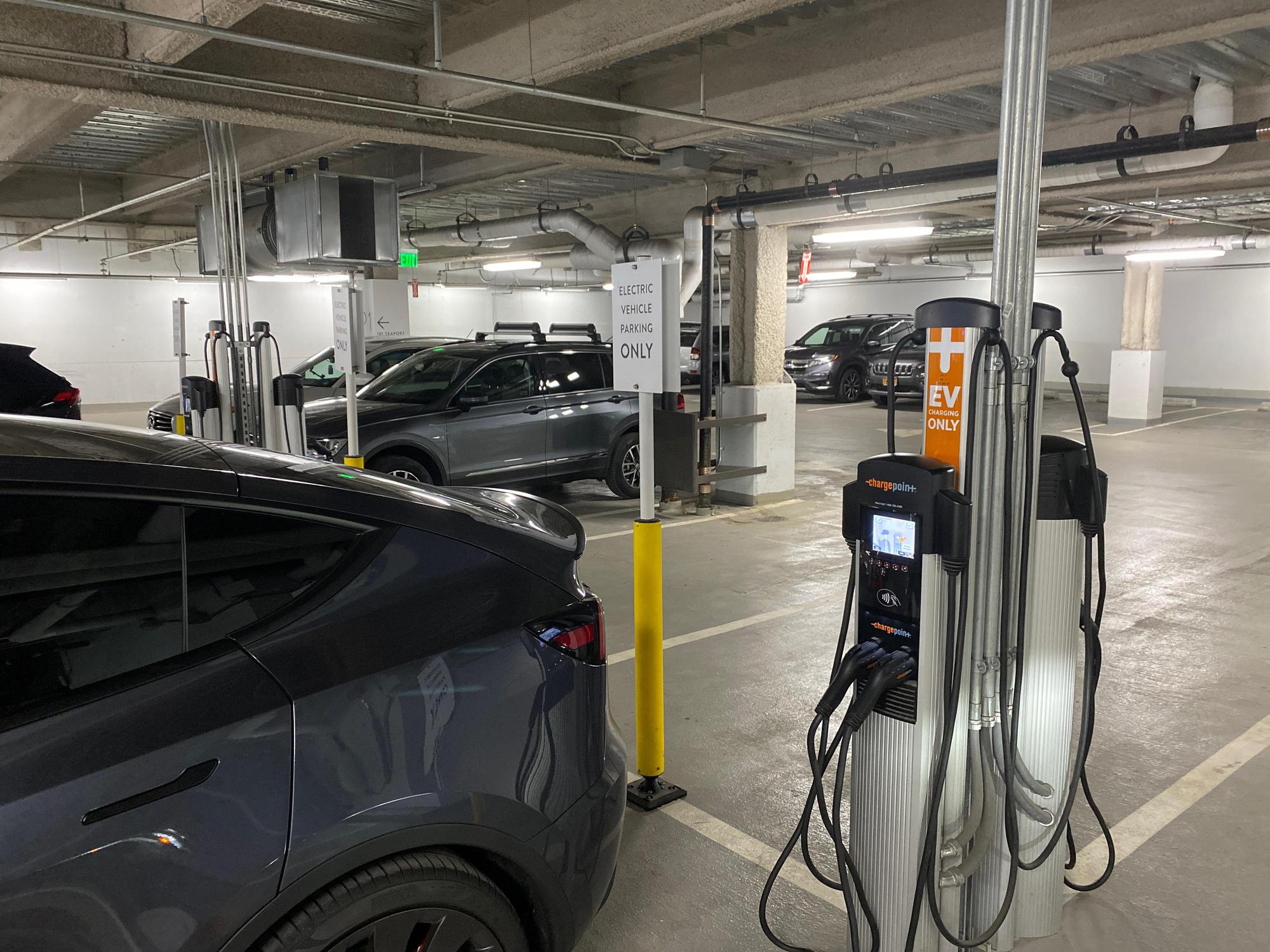 101 Seaport Garage | Boston, MA | EV Station