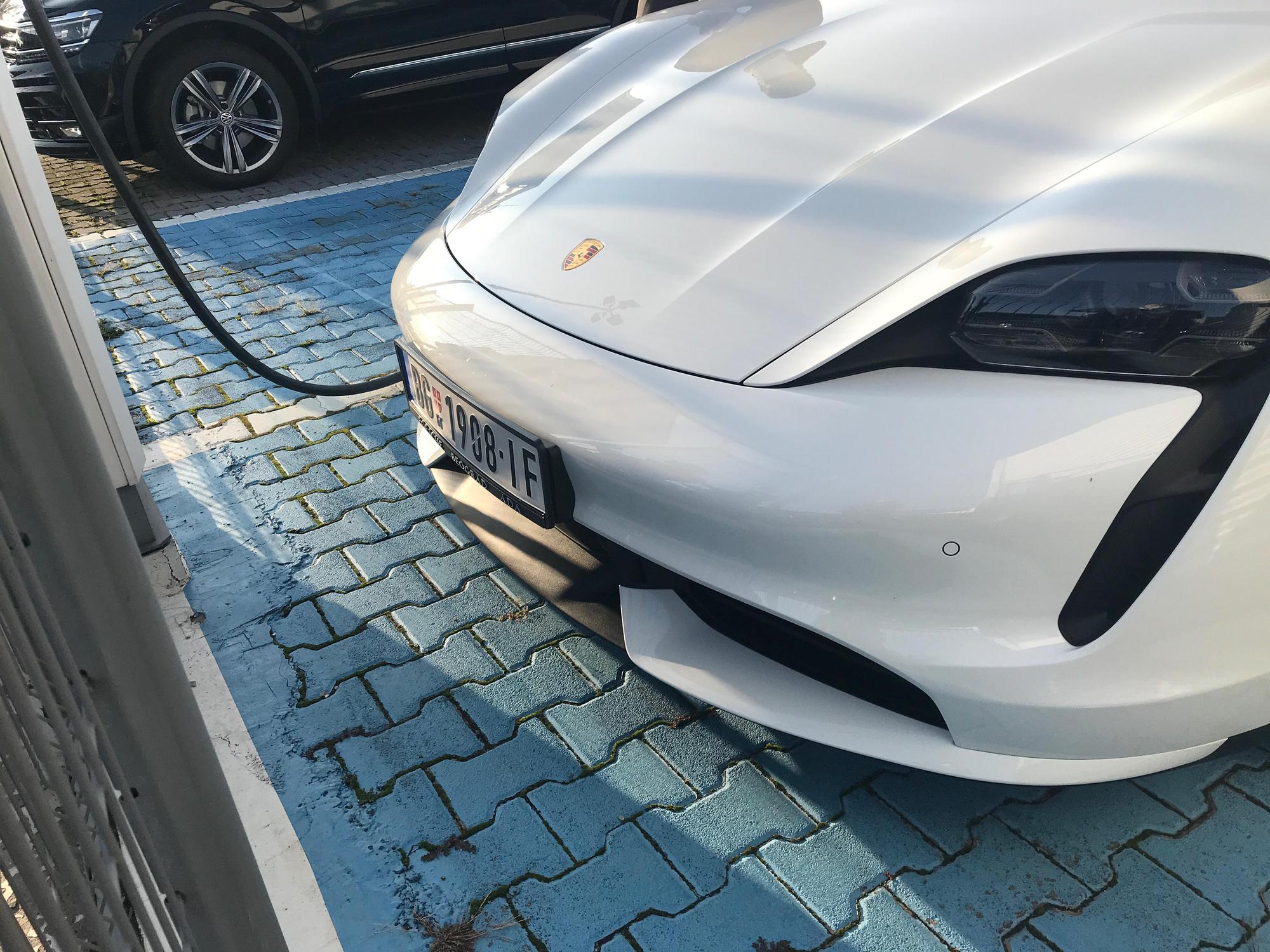 Porsche SCG | Zrenjaninski put 11, Belgrade, 11000, SRB | EV Station