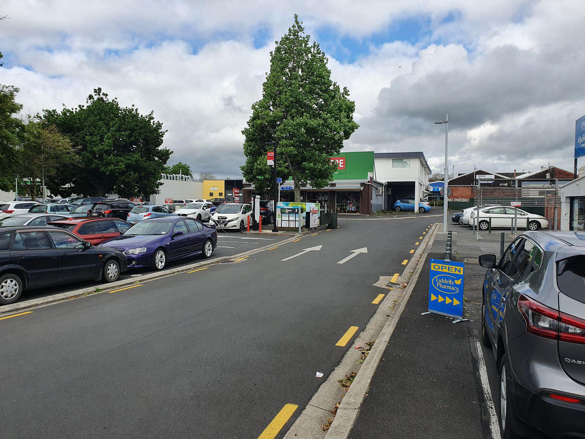 Countdown Pukekohe | Pukekohe, Auckland | EV Station