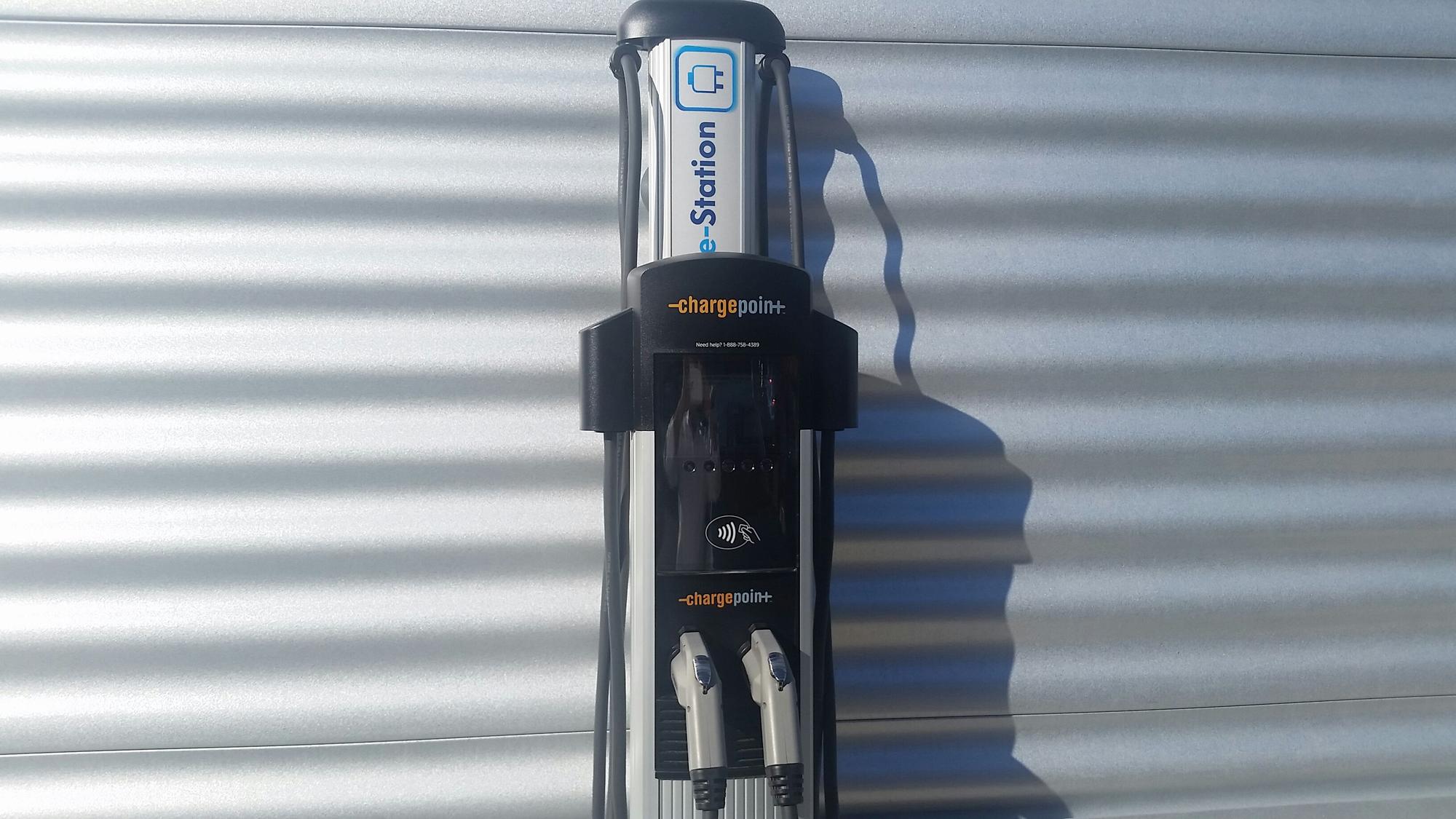 Dirito Brothers Volkswagen | Walnut Creek, CA | EV Station