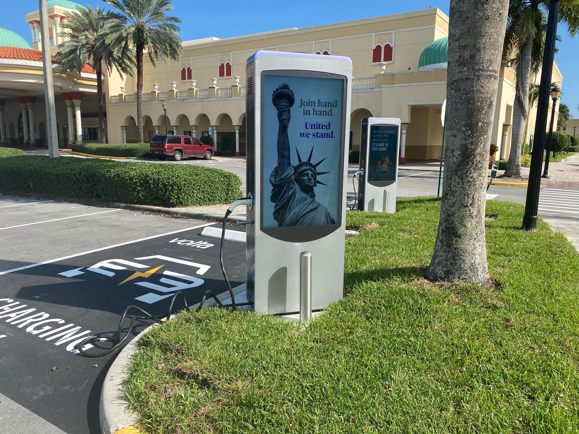Cinemark Palace 20 and XD | Boca Raton, FL | EV Station