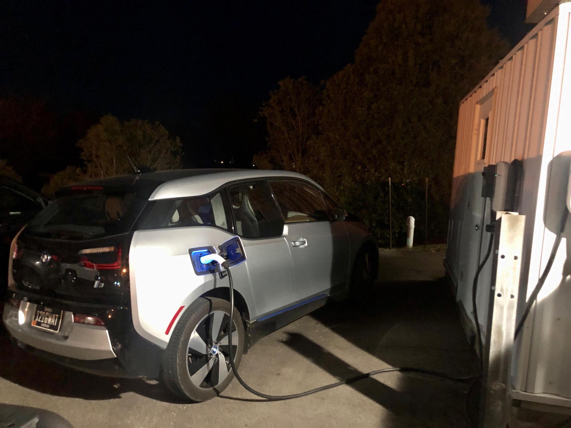 Runde Chevrolet | East Dubuque, IL | EV Station