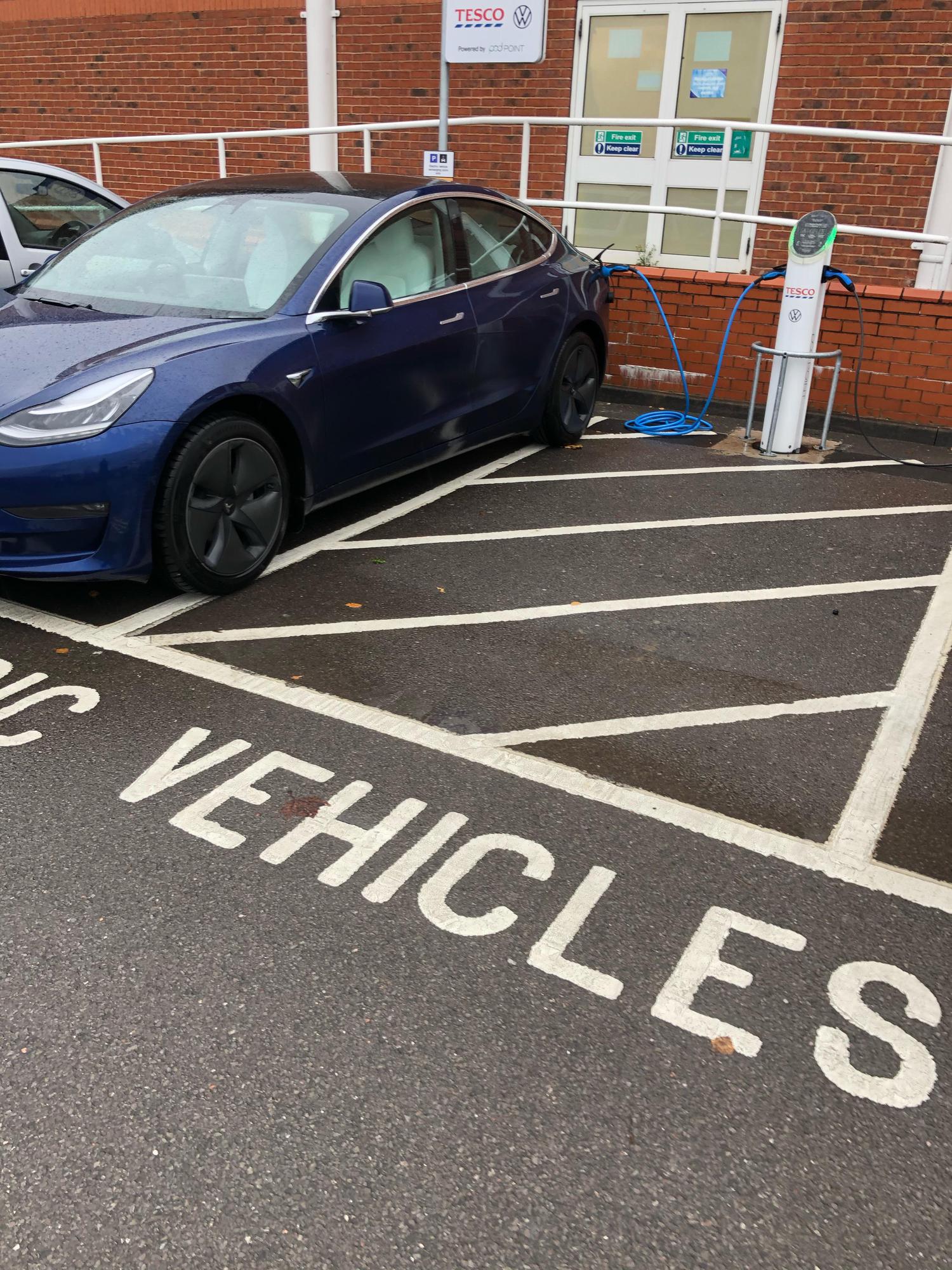 Tesco Superstore Worcester | St Peters Dr, Worcester, WR5 3SW, United ...