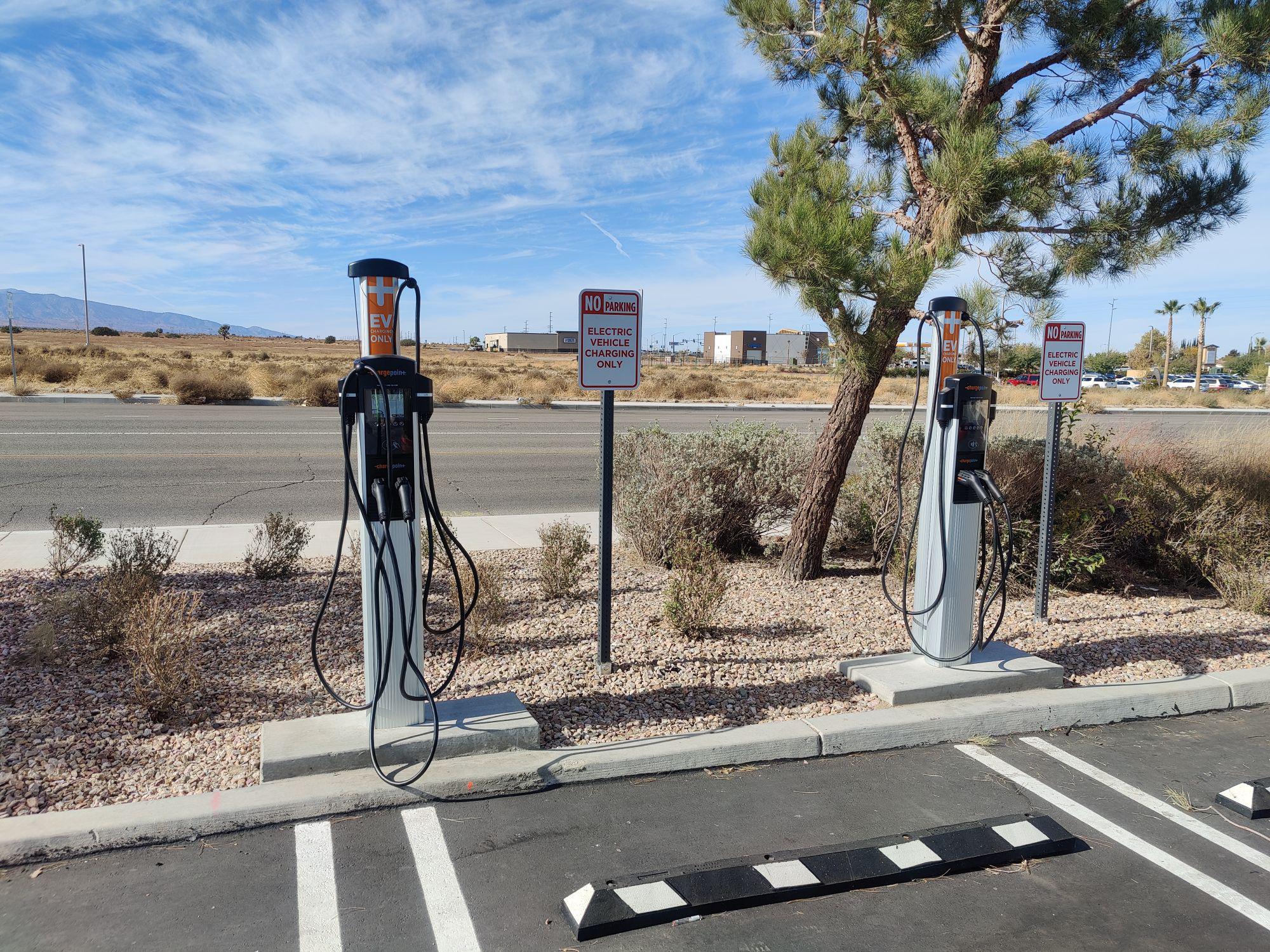 Target Hesperia, CA (1) | Hesperia, CA | EV Station
