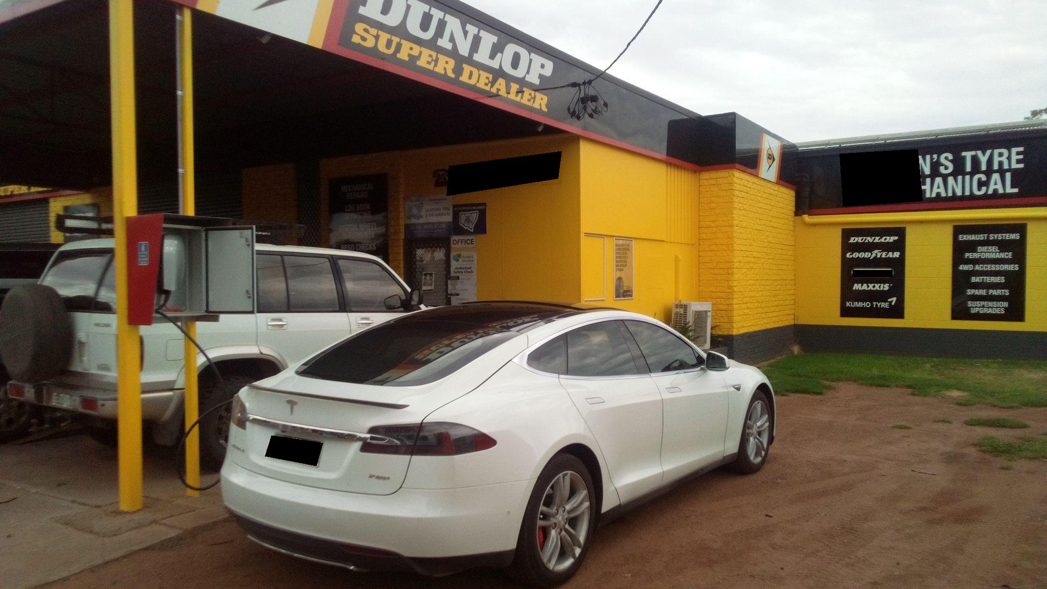 Barron's Tyre & Mechanical | Coonabarabran, NSW | EV Station