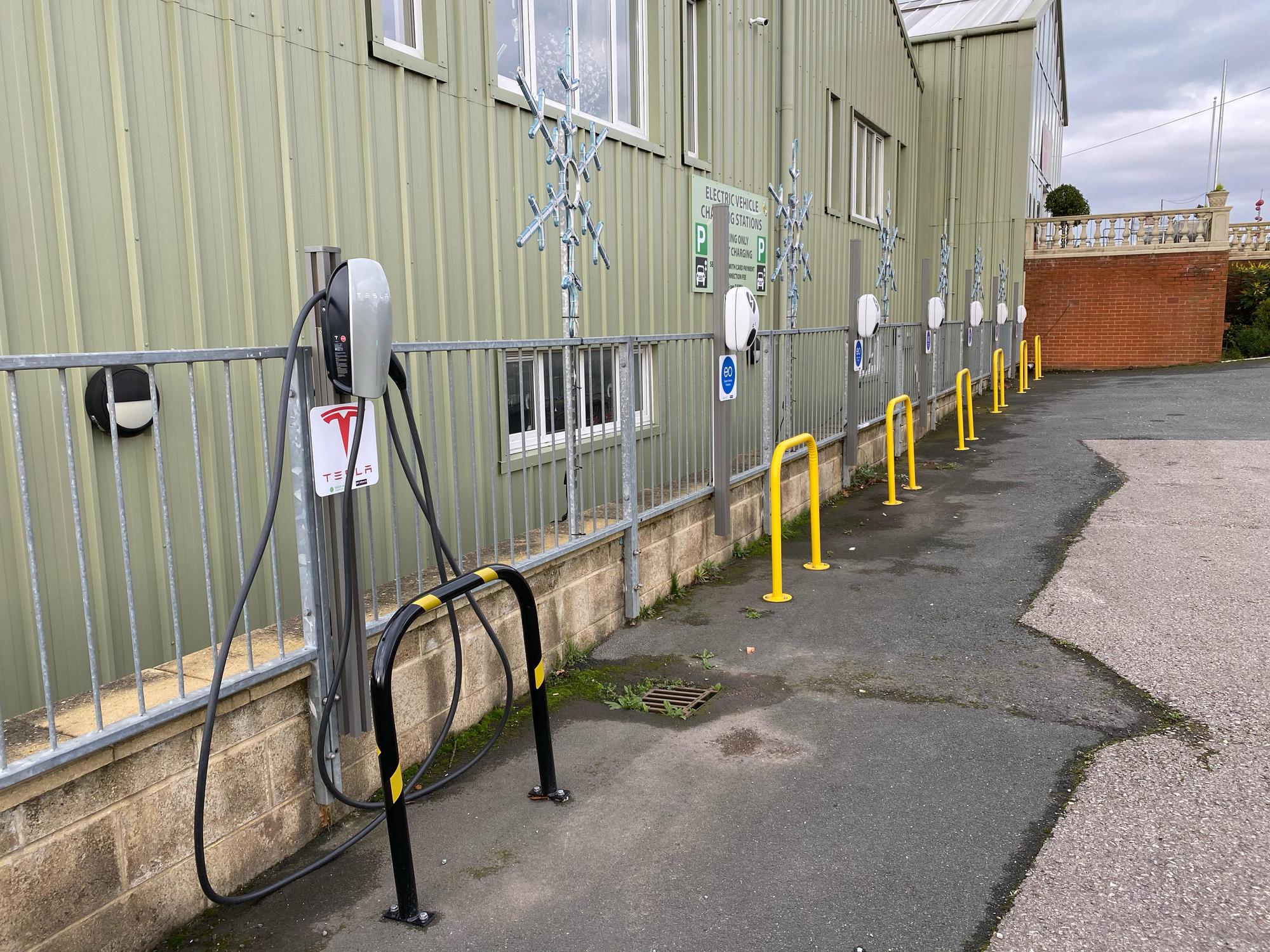 Busy Bee Garden Centre | Brading Rd, Ryde, Isle of Wight, PO33 1QG ...
