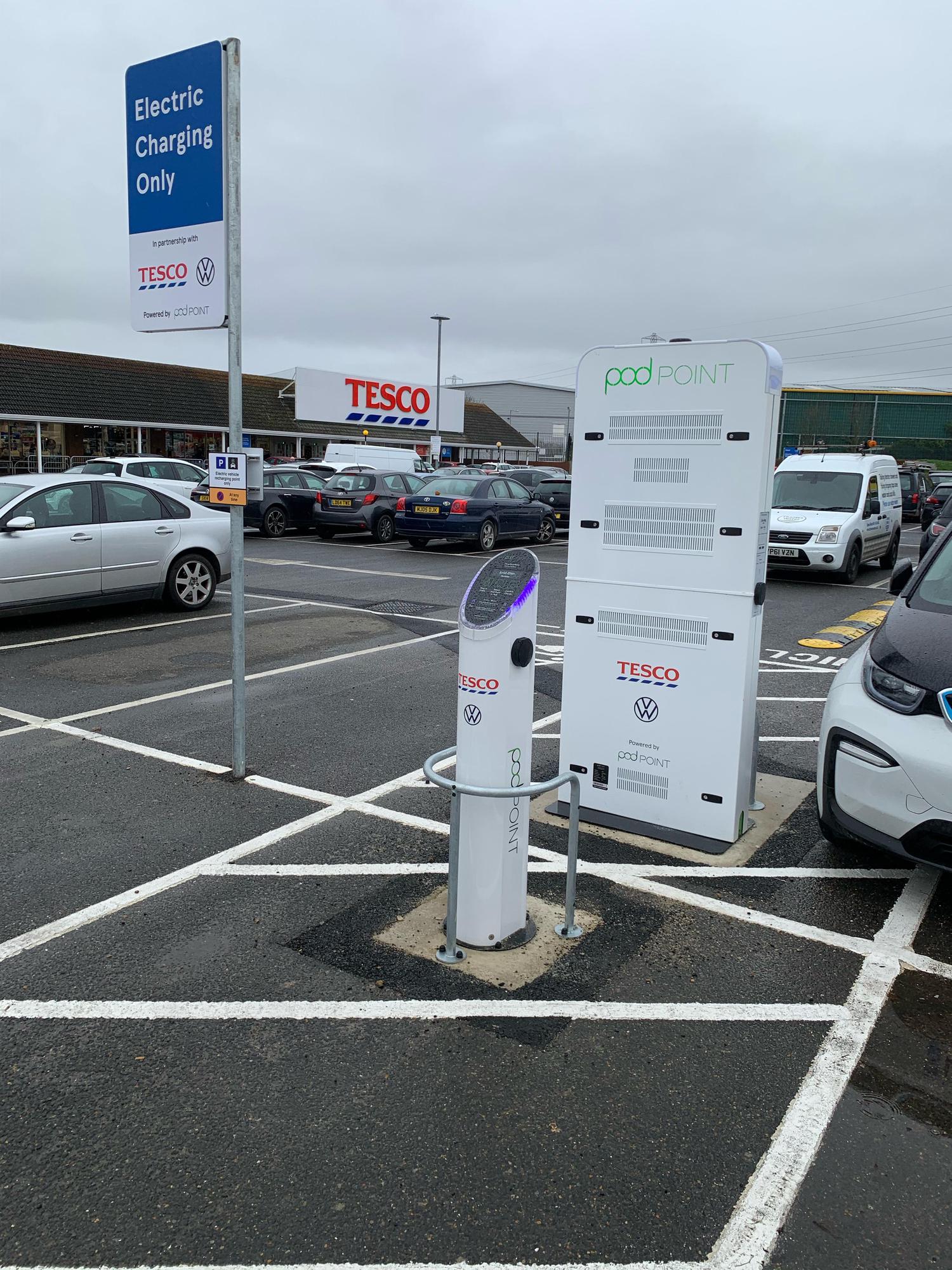 Tesco Extra Sutton Cheam | Oldfields Rd, Sutton, SM1 2NB, United ...