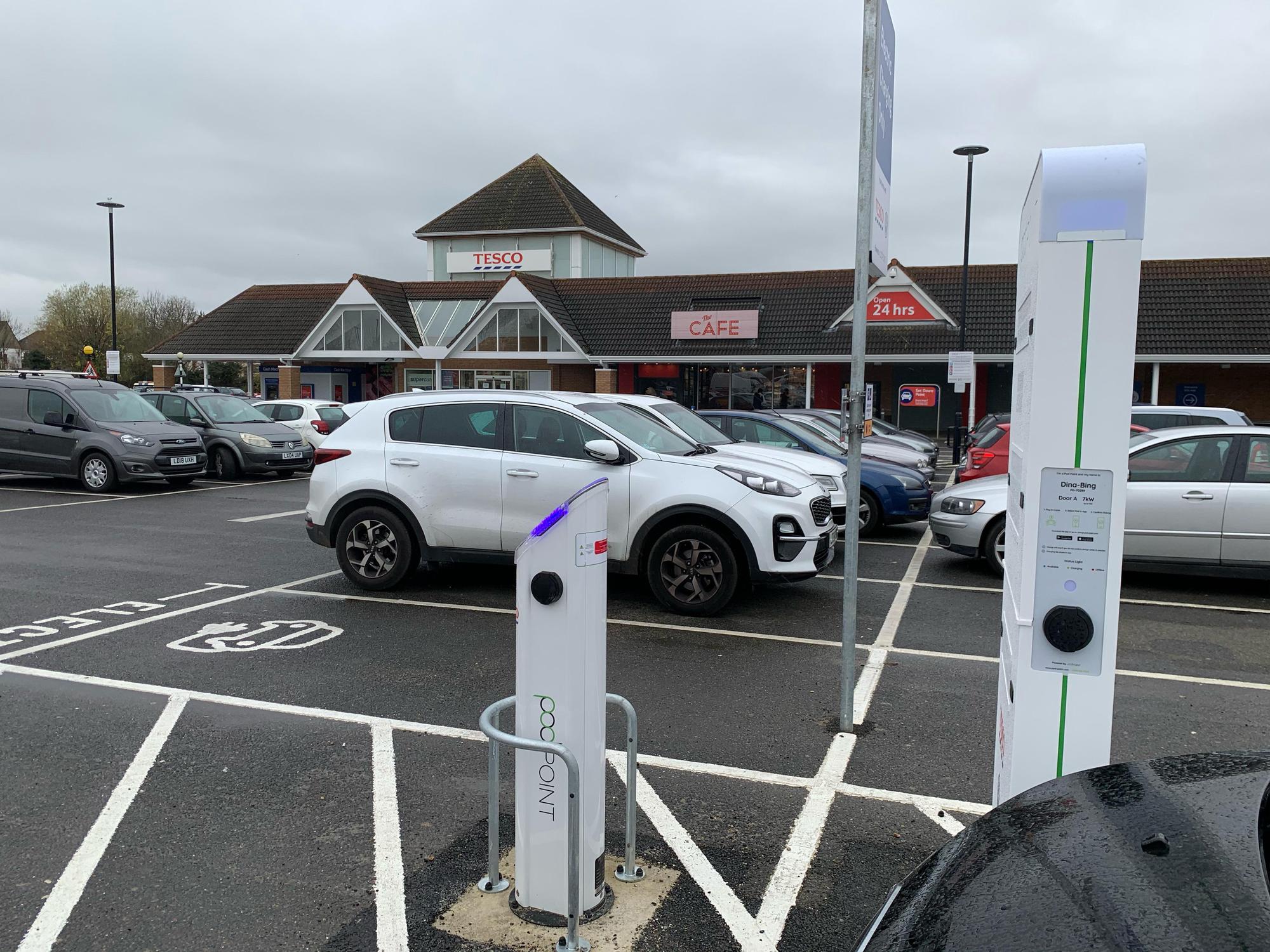 Tesco Extra Sutton Cheam | Oldfields Rd, Sutton, SM1 2NB, United ...