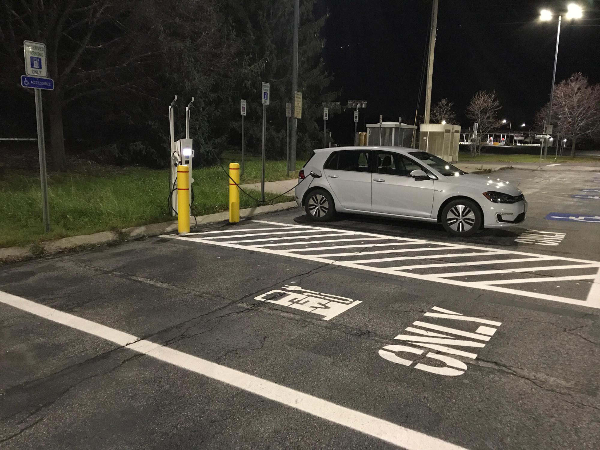 Exit 18 New Paltz Park & Ride MP 76 | New Paltz, NY | EV Station