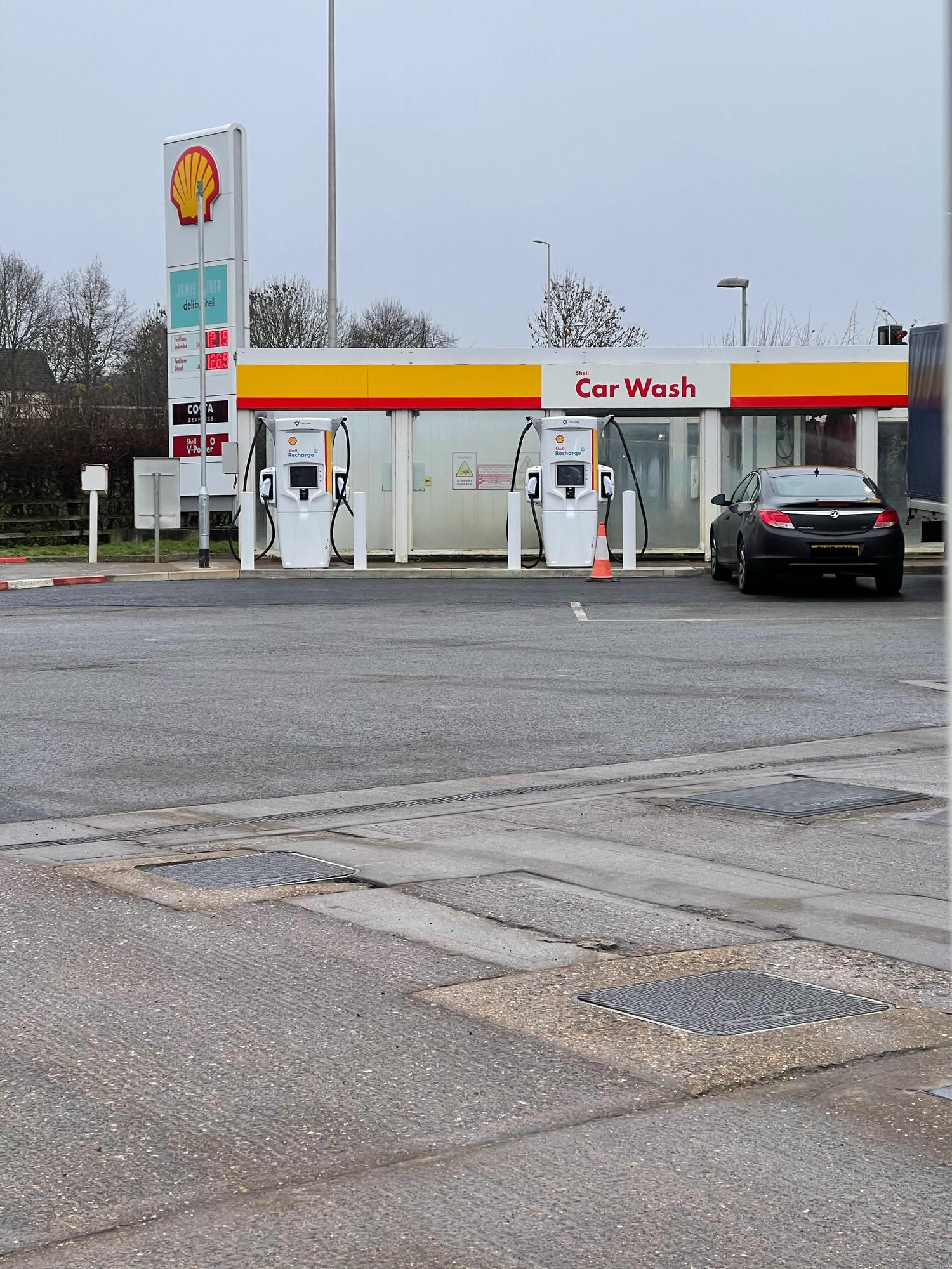 Shell Towcester | Watling St W, Towcester, England , NN12 6HN | EV Station