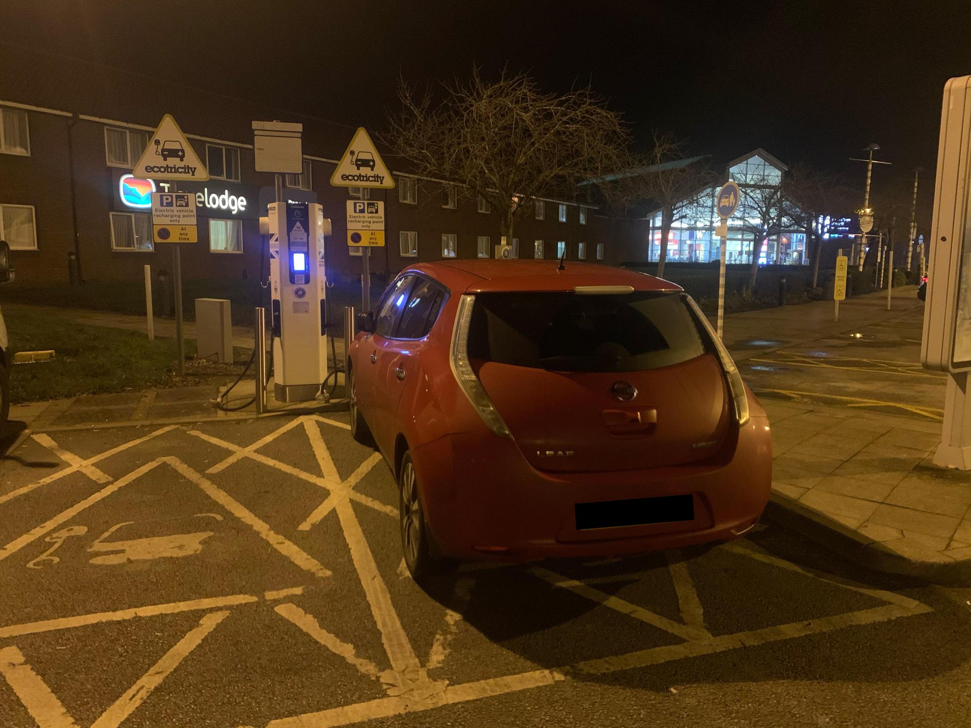 Doncaster Services M18 | Hatfield, England | EV Station