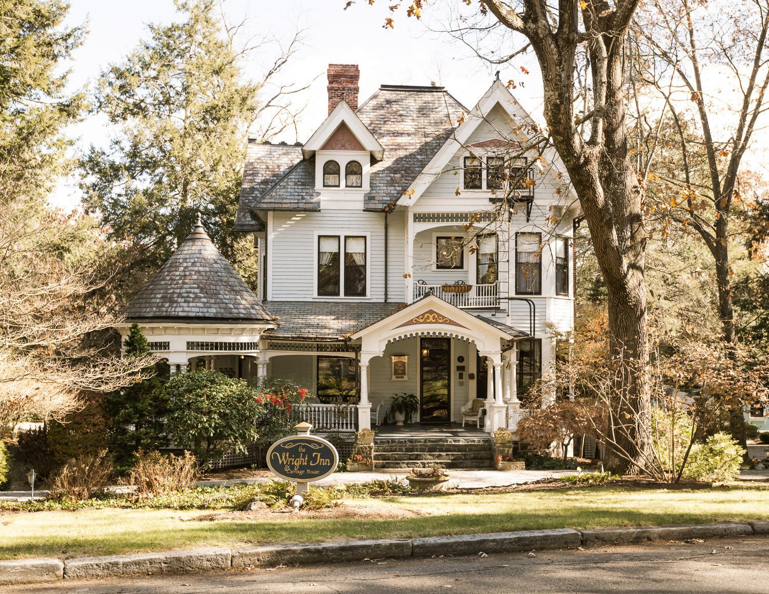 1899 Wright Inn & Carriage House | Asheville, NC | EV Station