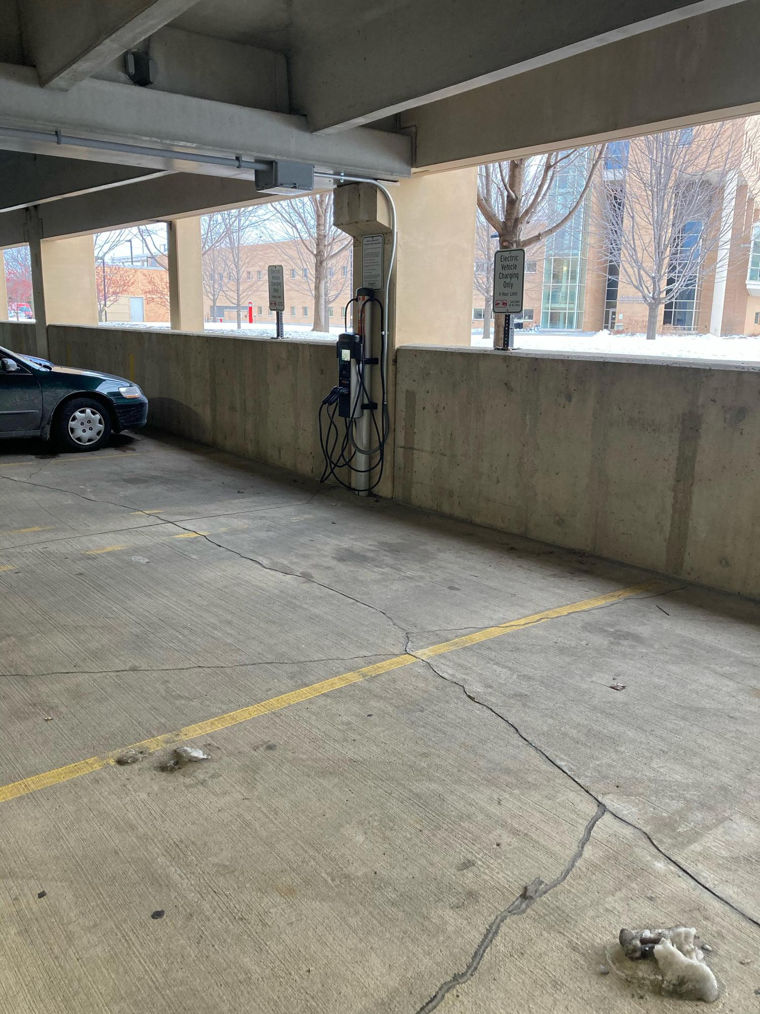 UW - Madison Lot 76 (University Bay Dr Ramp) | Madison, WI | EV Station