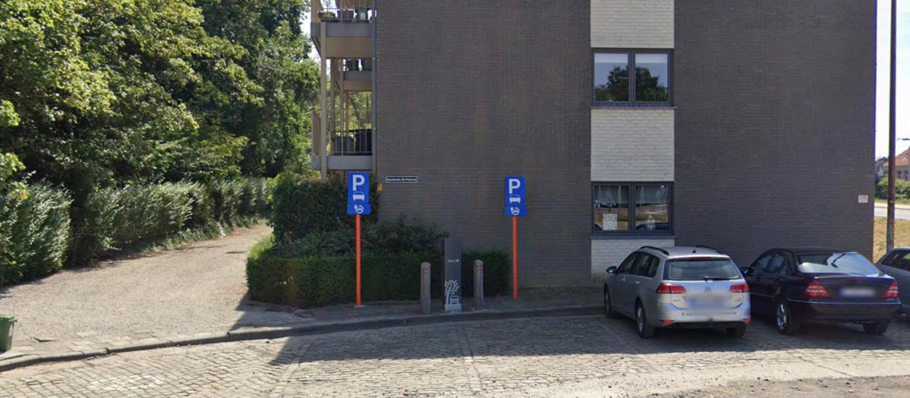 Stationsplein & Rik De Rycklaan Parkeren | Temse, Vlaams Gewest | EV ...