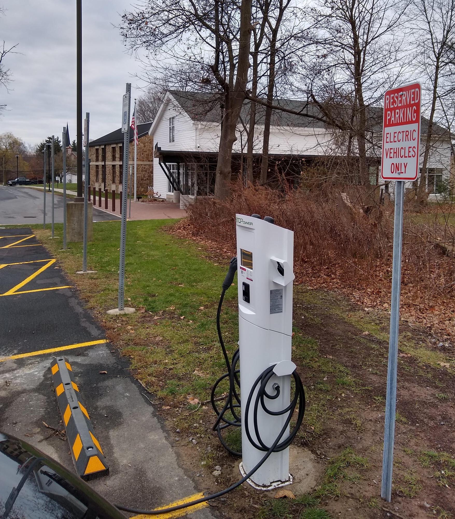 Mendon Public Library | Honeoye Falls, NY | EV Station