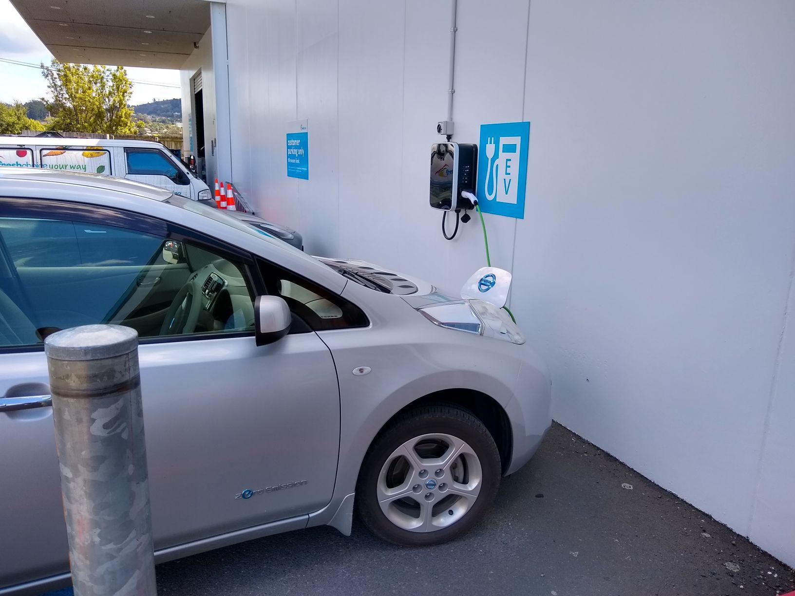 Fresh Choice Roslyn | Dunedin, Otago | EV Station