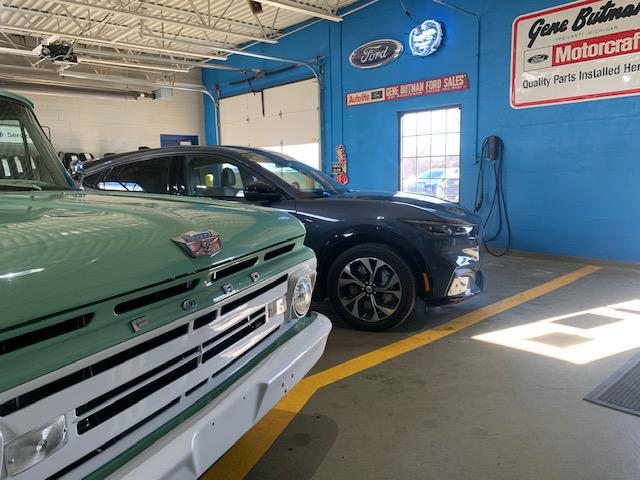 Gene Butman Ford | Ypsilanti, MI | EV Station