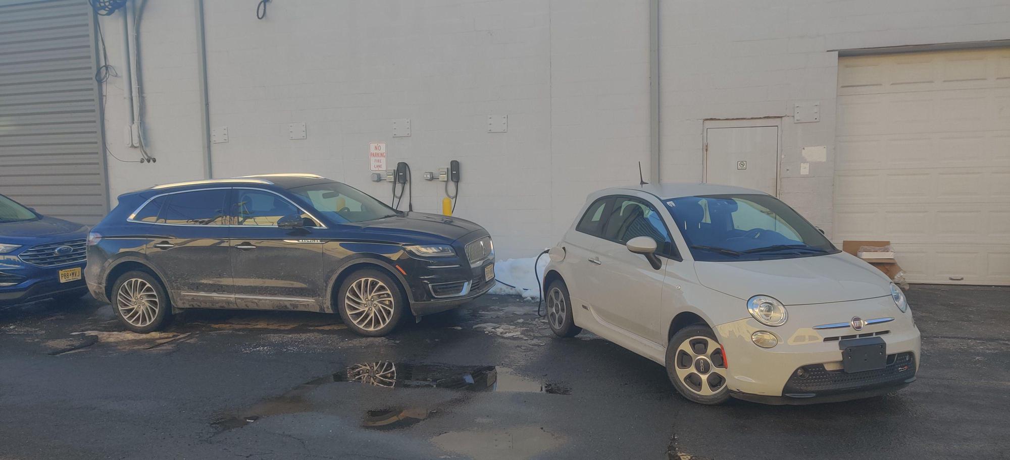 Maplecrest Ford | Union, NJ | EV Station