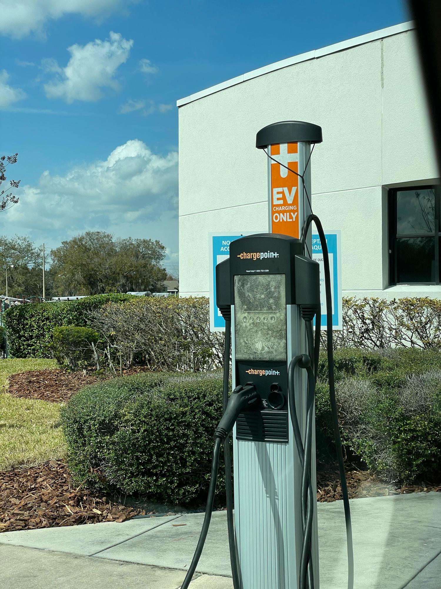 OUC Pershing Facility | Orlando, FL | EV Station