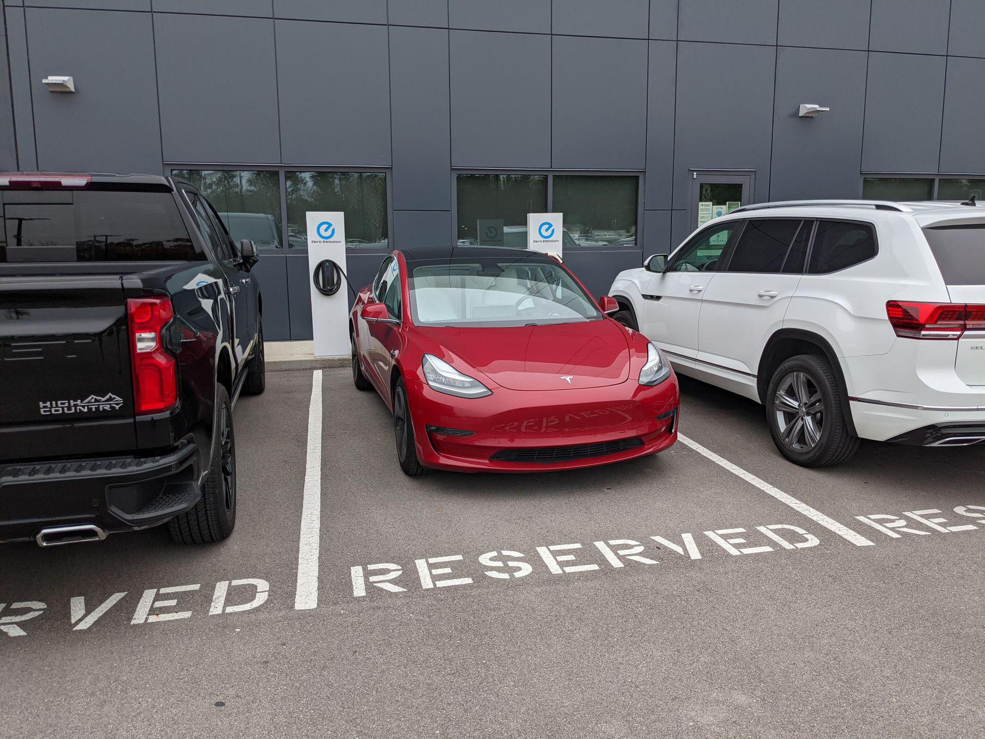 Ray Brandt Nissan | D'Iberville, MS | EV Station