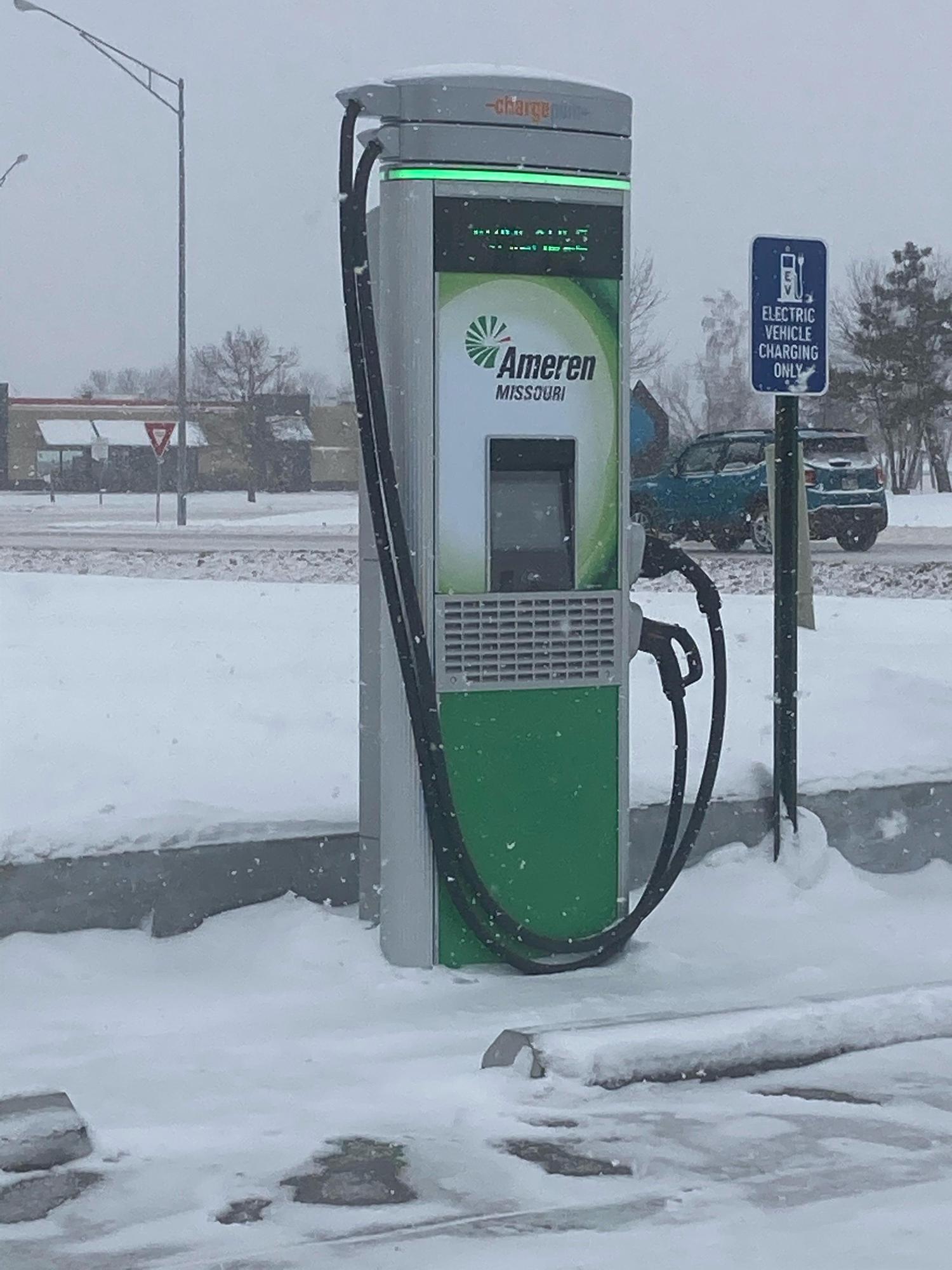 Ayerco | Kirksville, MO | EV Station
