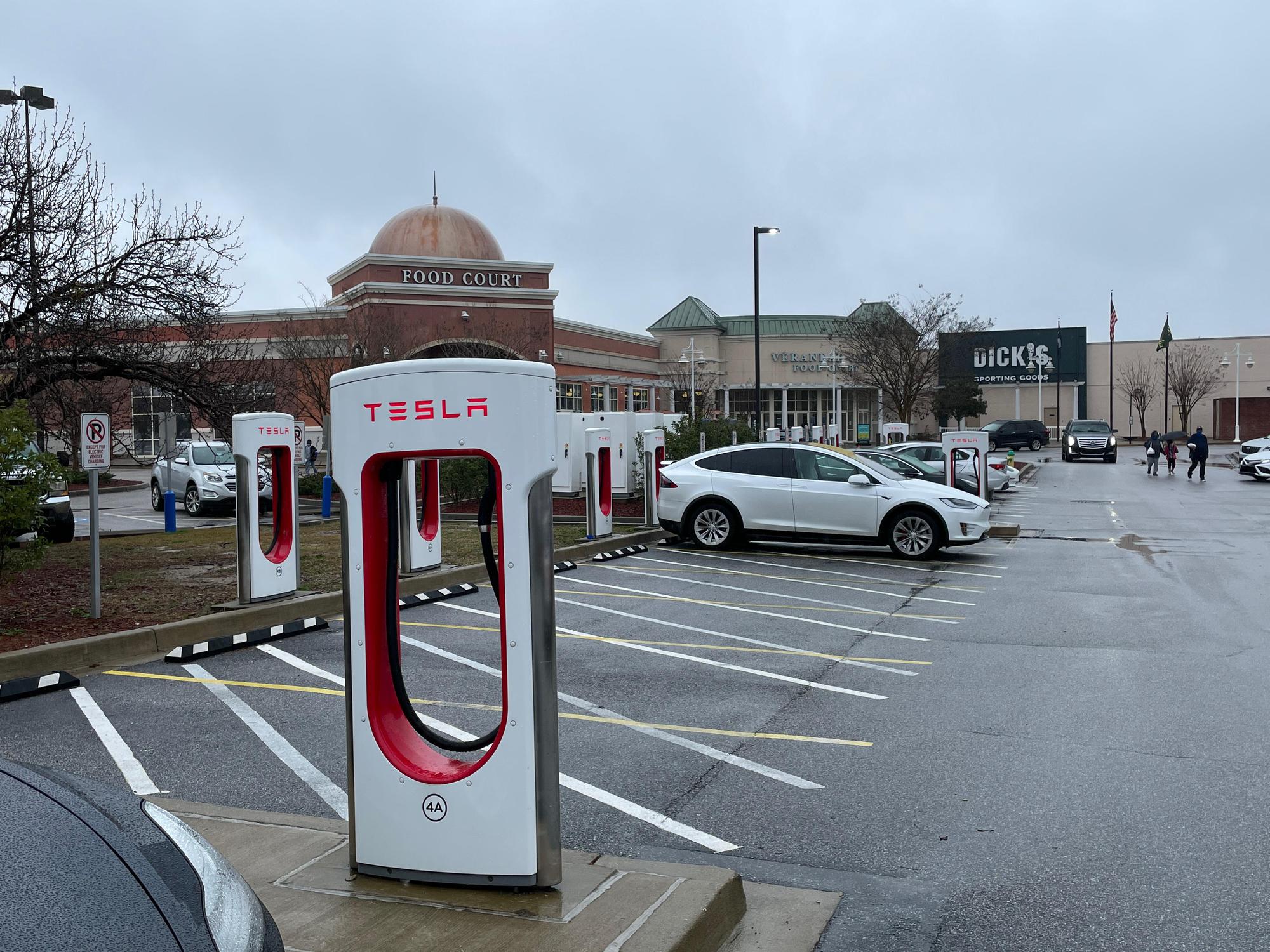 Magnolia Mall | Florence, SC | EV Station