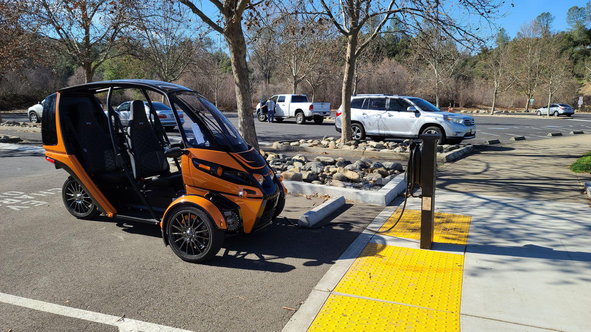 Henningsen Lotus Park | Coloma, CA | EV Station