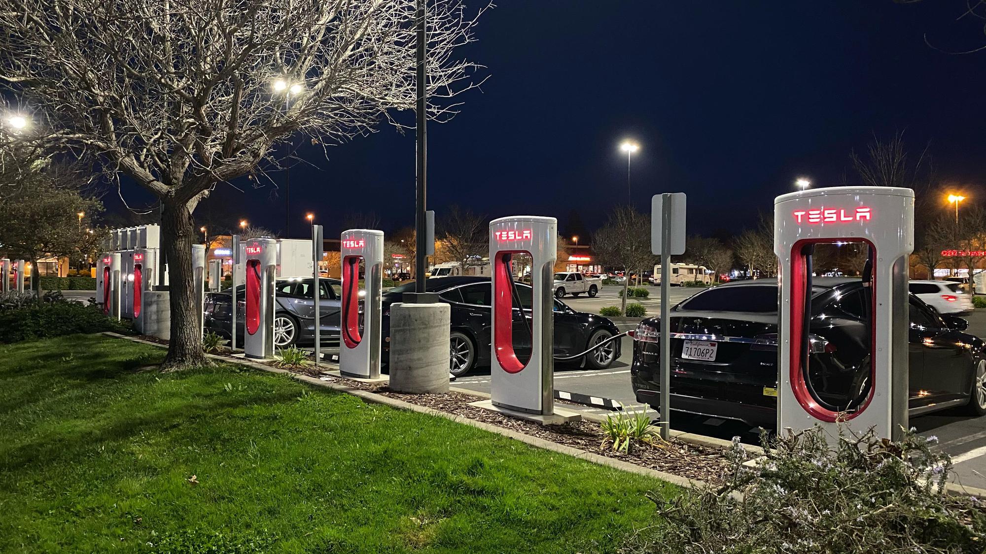 Target (2) | Rohnert Park, CA | EV Station