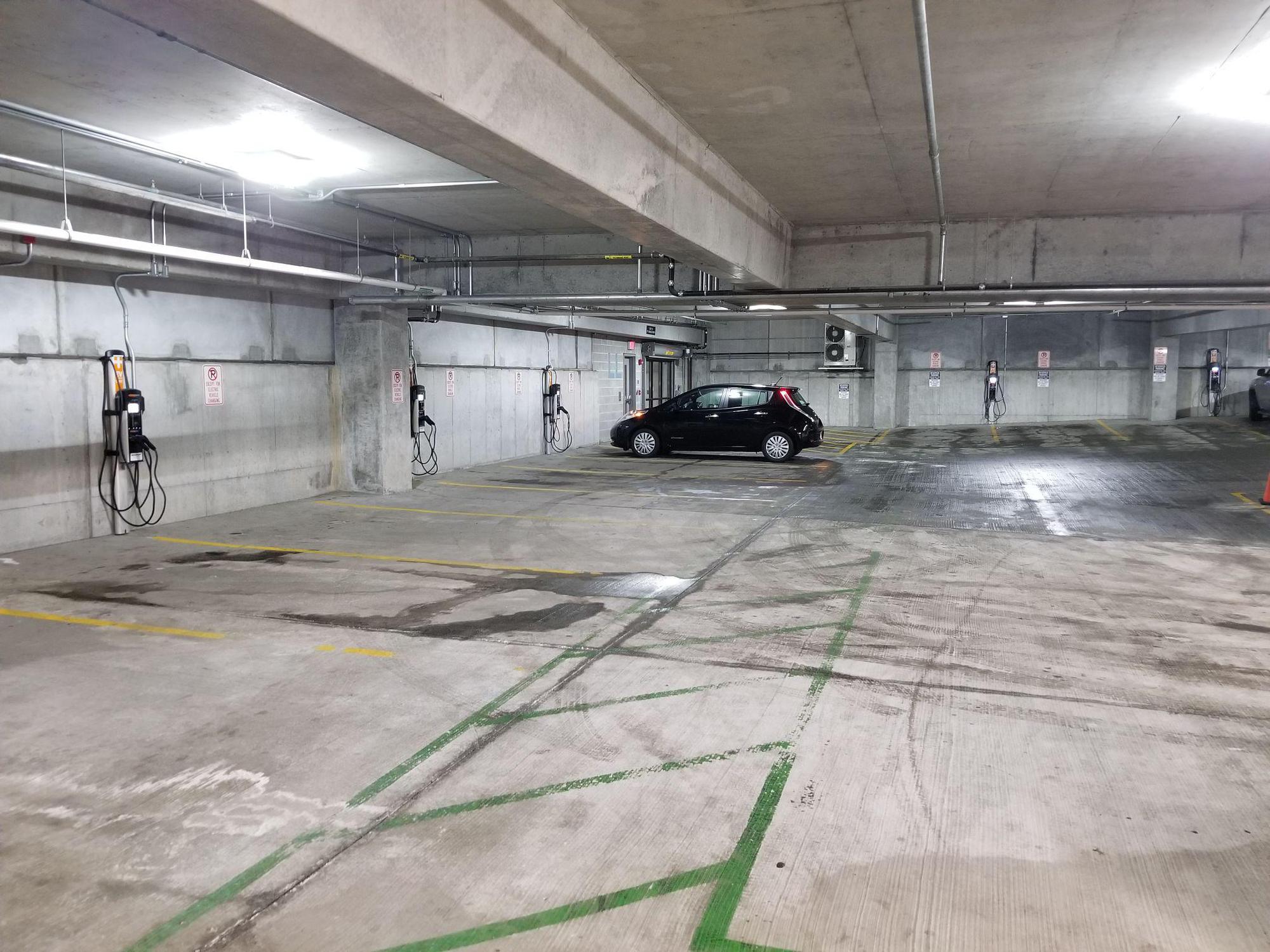 Roberts Commons (RoCo) | Fargo, ND | EV Station