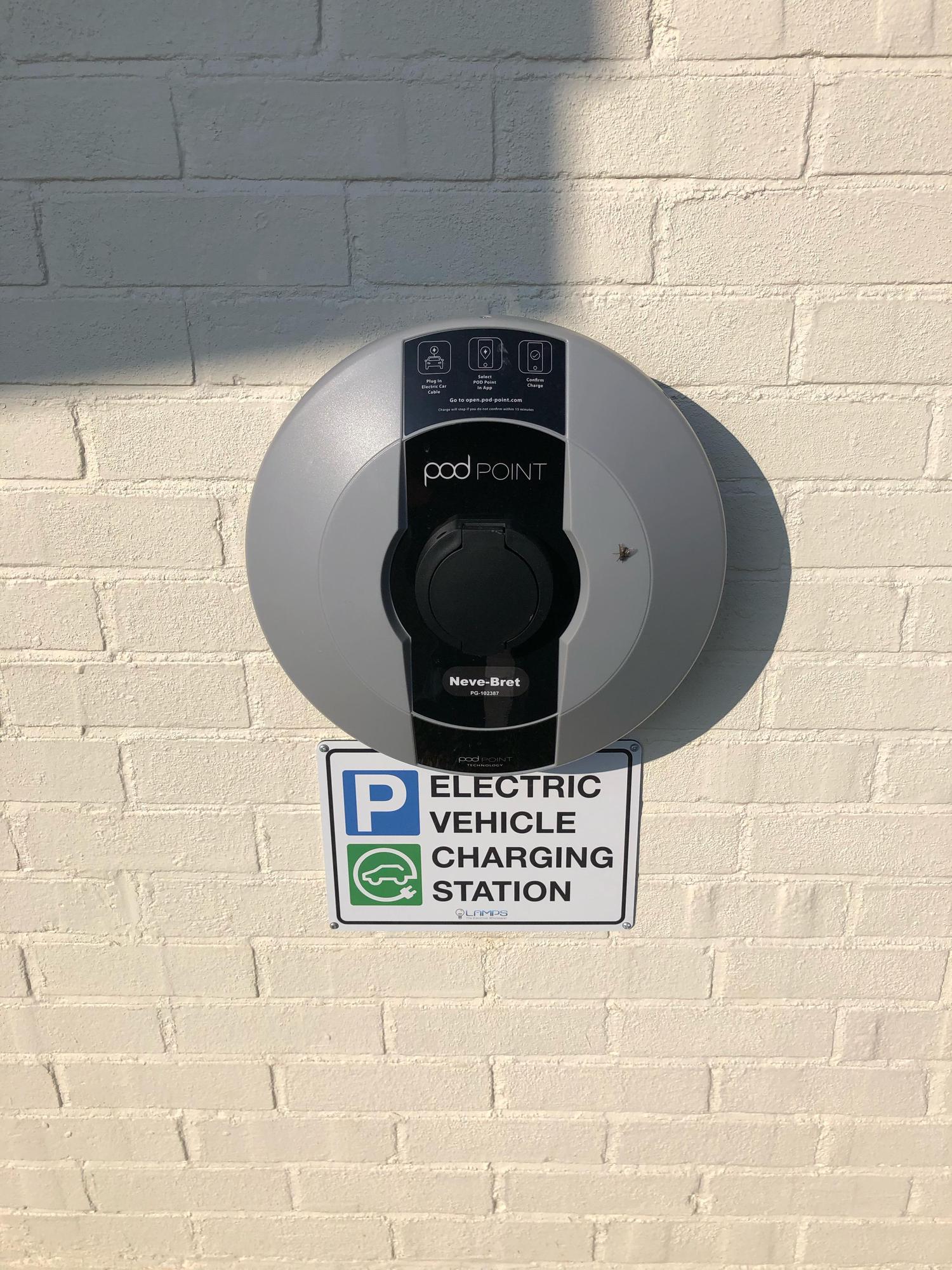 Bloxham Mill Business Centre | Bloxham, England | EV Station