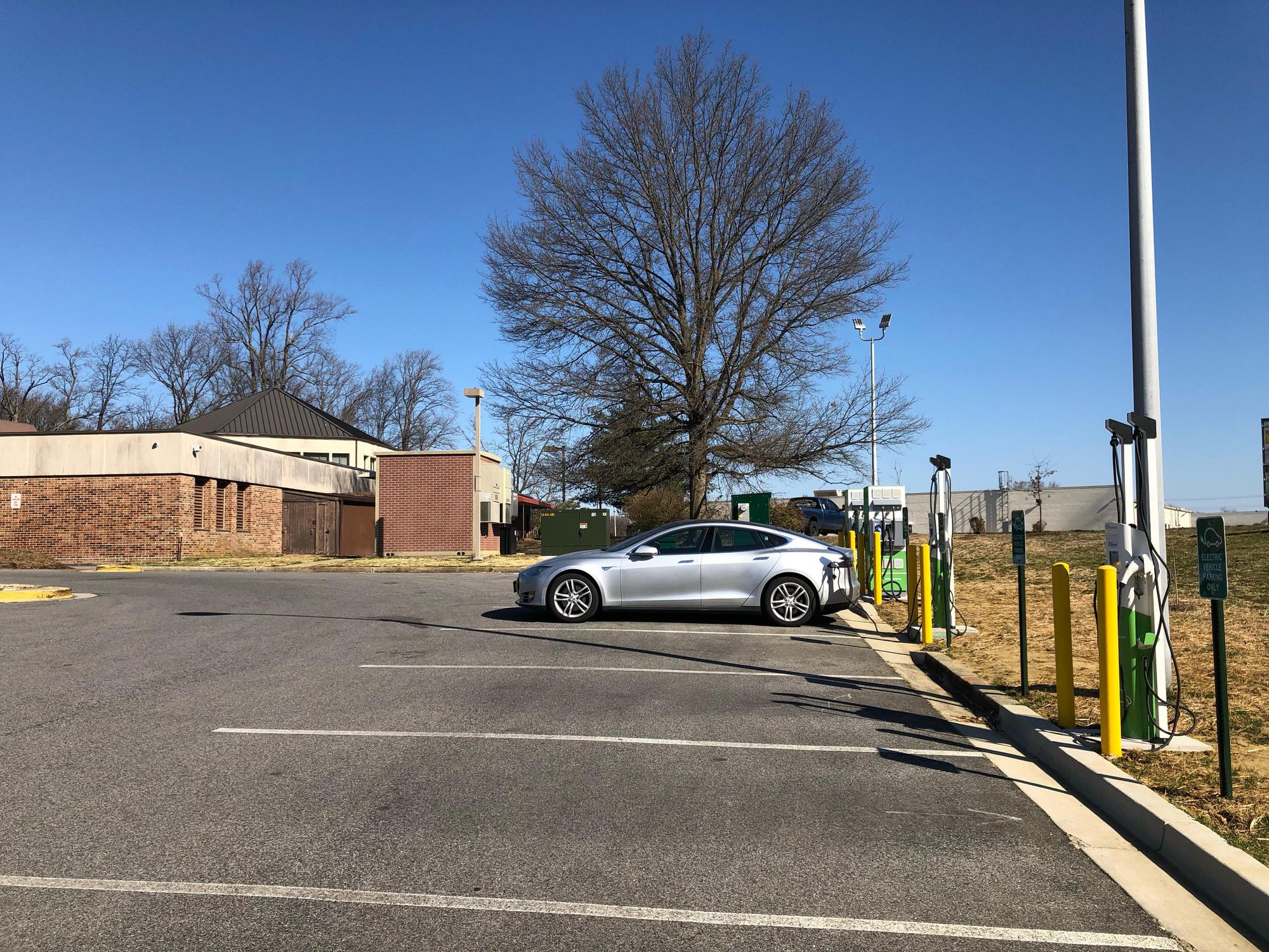 Eastport Annapolis Neck Library | Annapolis, MD | EV Station