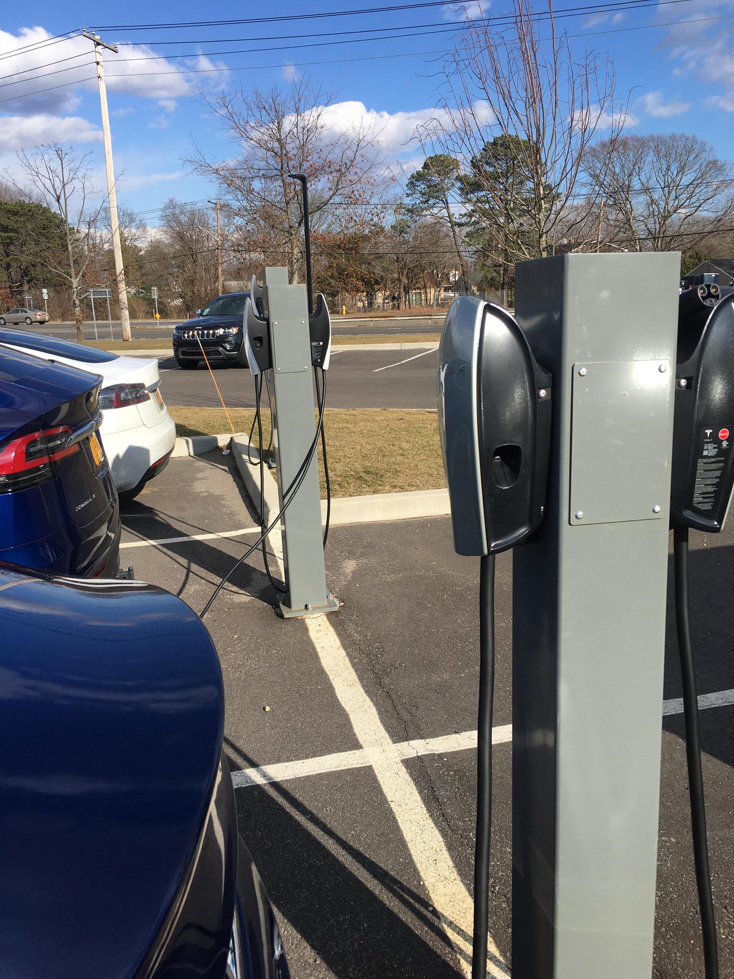 Tesla Service Center | Smithtown, NY | EV Station