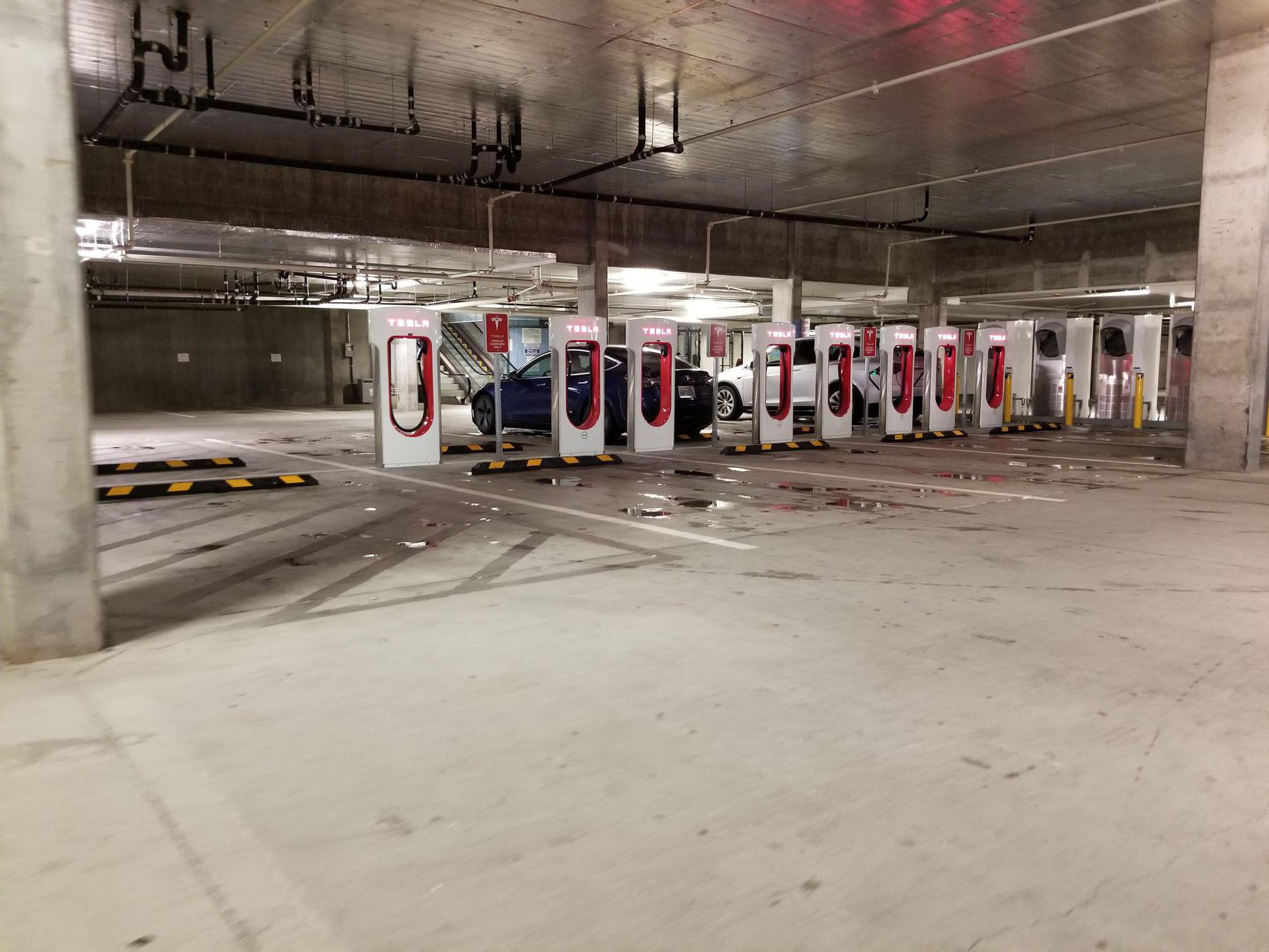 Ballard Blocks (1) | Seattle, WA | EV Station