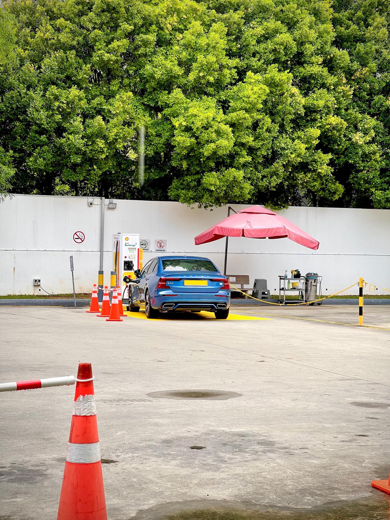 Shell Punggol | 821 Punggol Rd, Singapore 829169 | EV Station