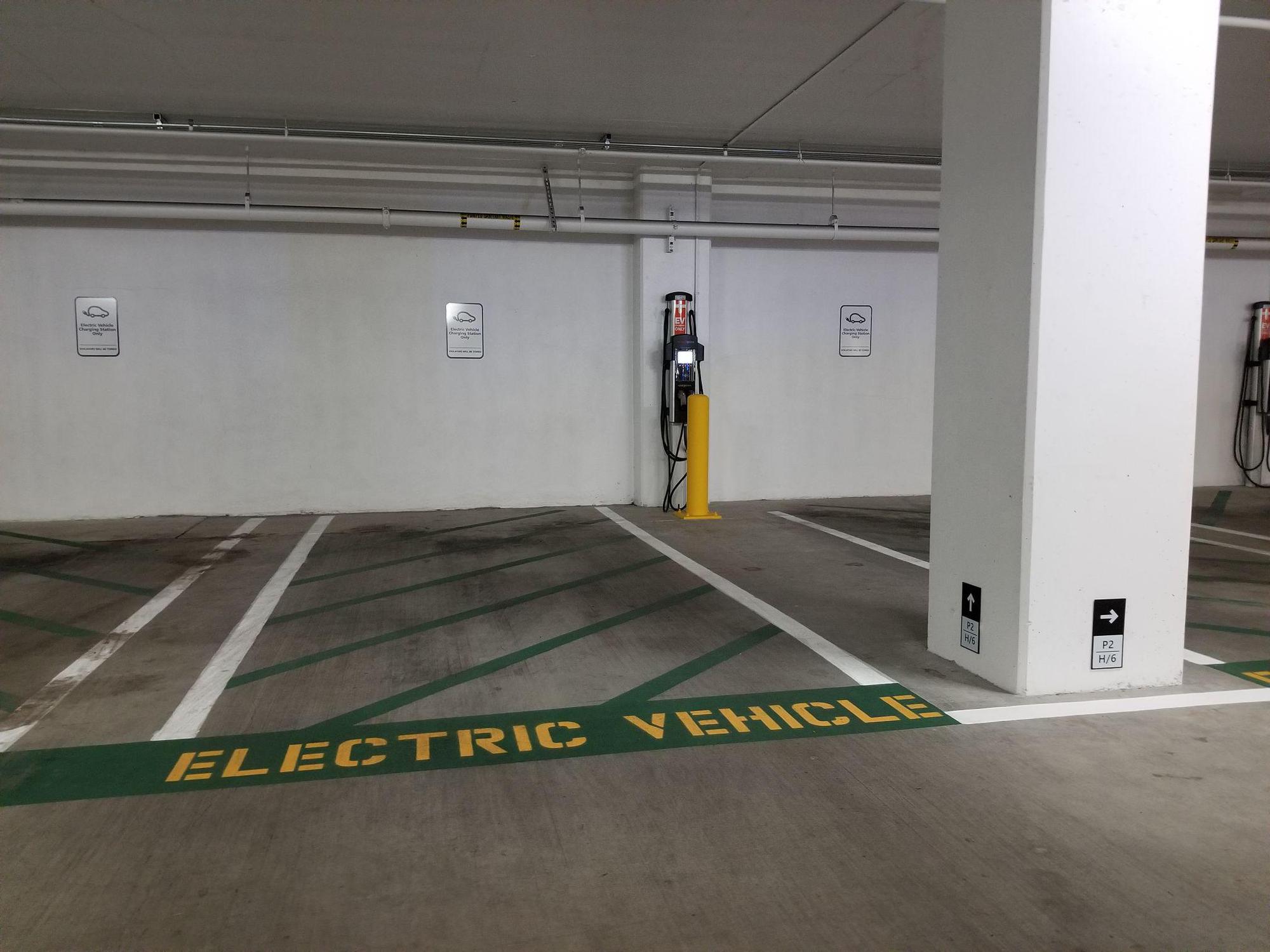 Microsoft Building 83 Garage | Redmond, WA | EV Station