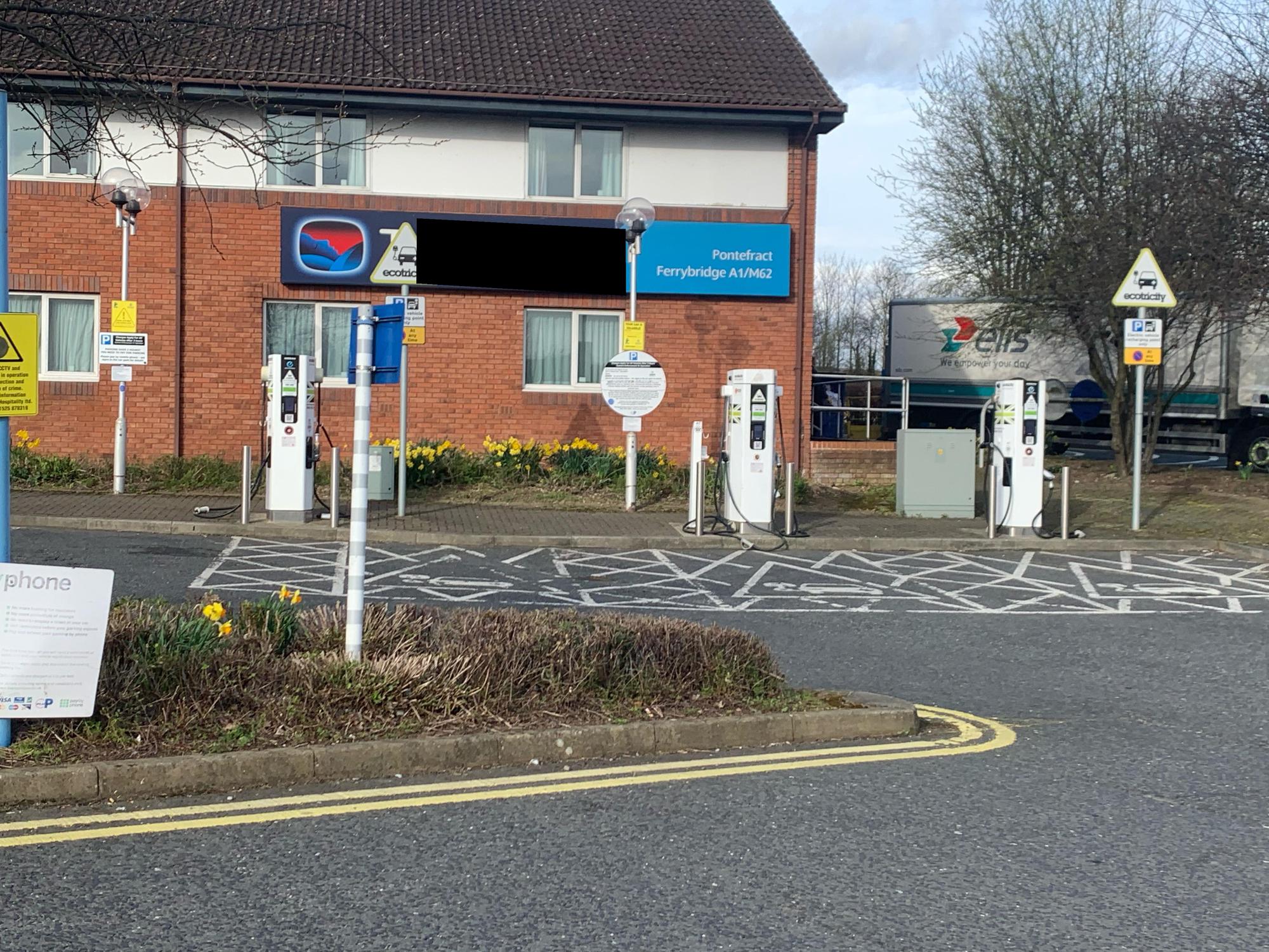 Moto Ferrybridge (1) | Moto Services, M62 Motorway Jct 33 / A1(M ...