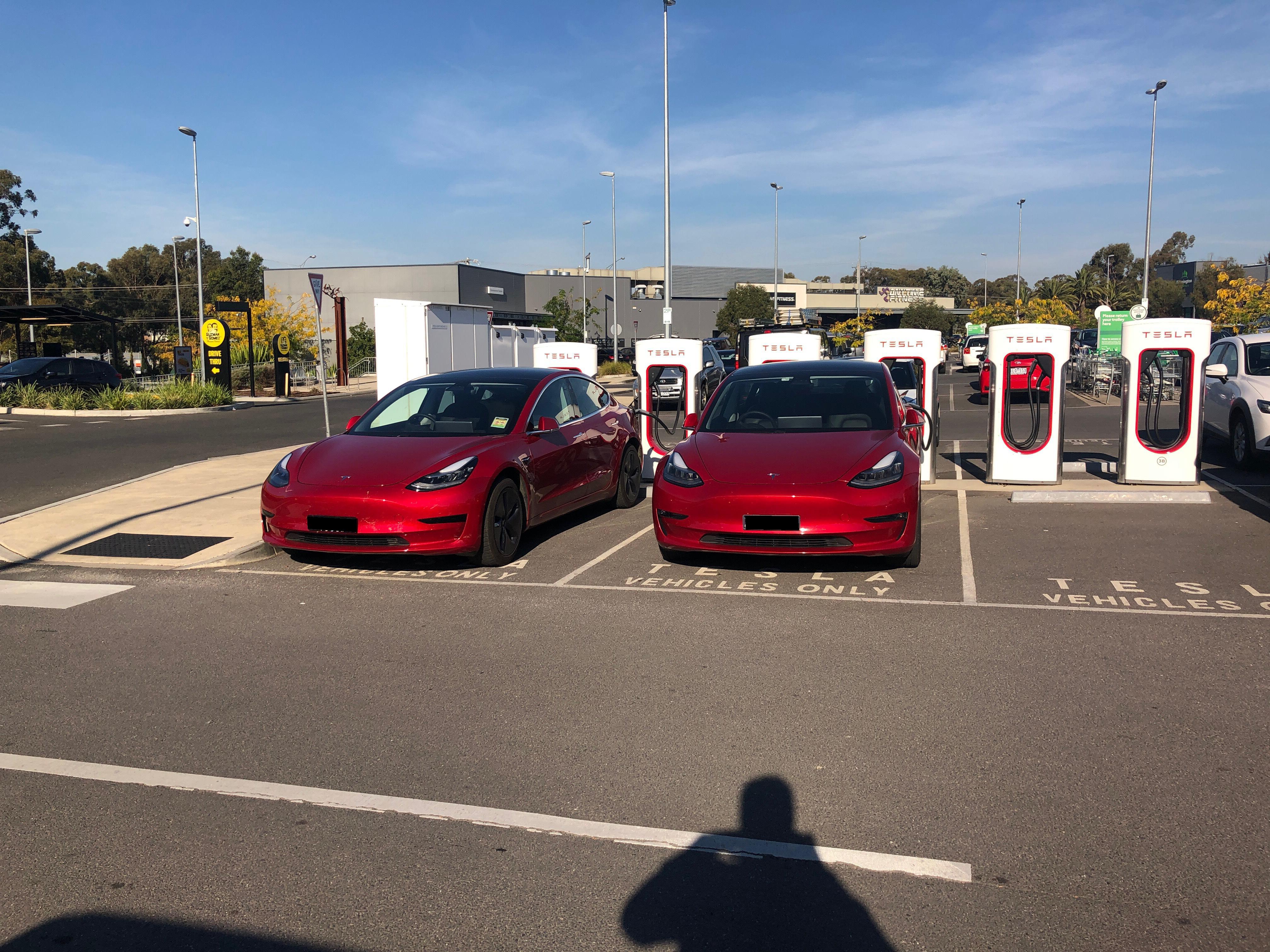 Strath Village Shopping Centre - Woolworths (2) | Kennington, VIC | EV ...